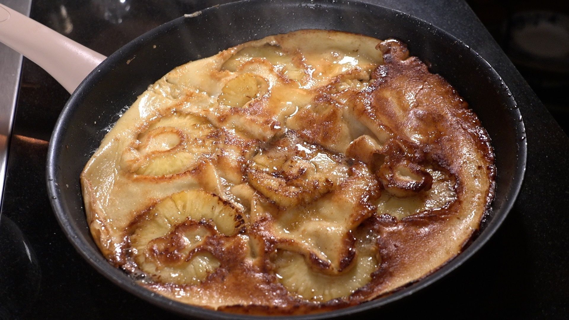 Recette des crêpes Suzette de Gerald Watelet - RTBF Actus