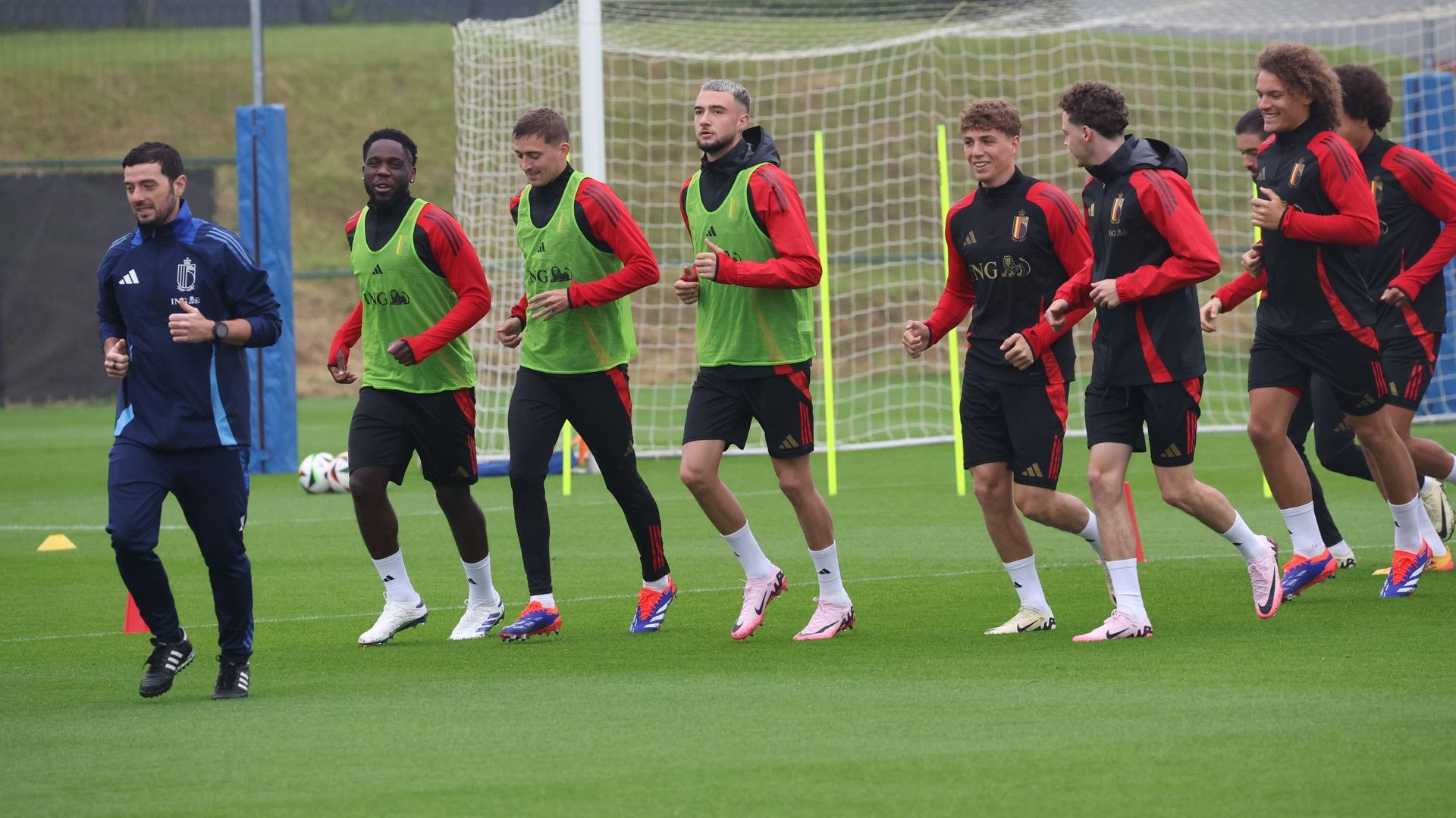 23 joueurs présents, quatre absents : les Diables Rouges ont disputé ...