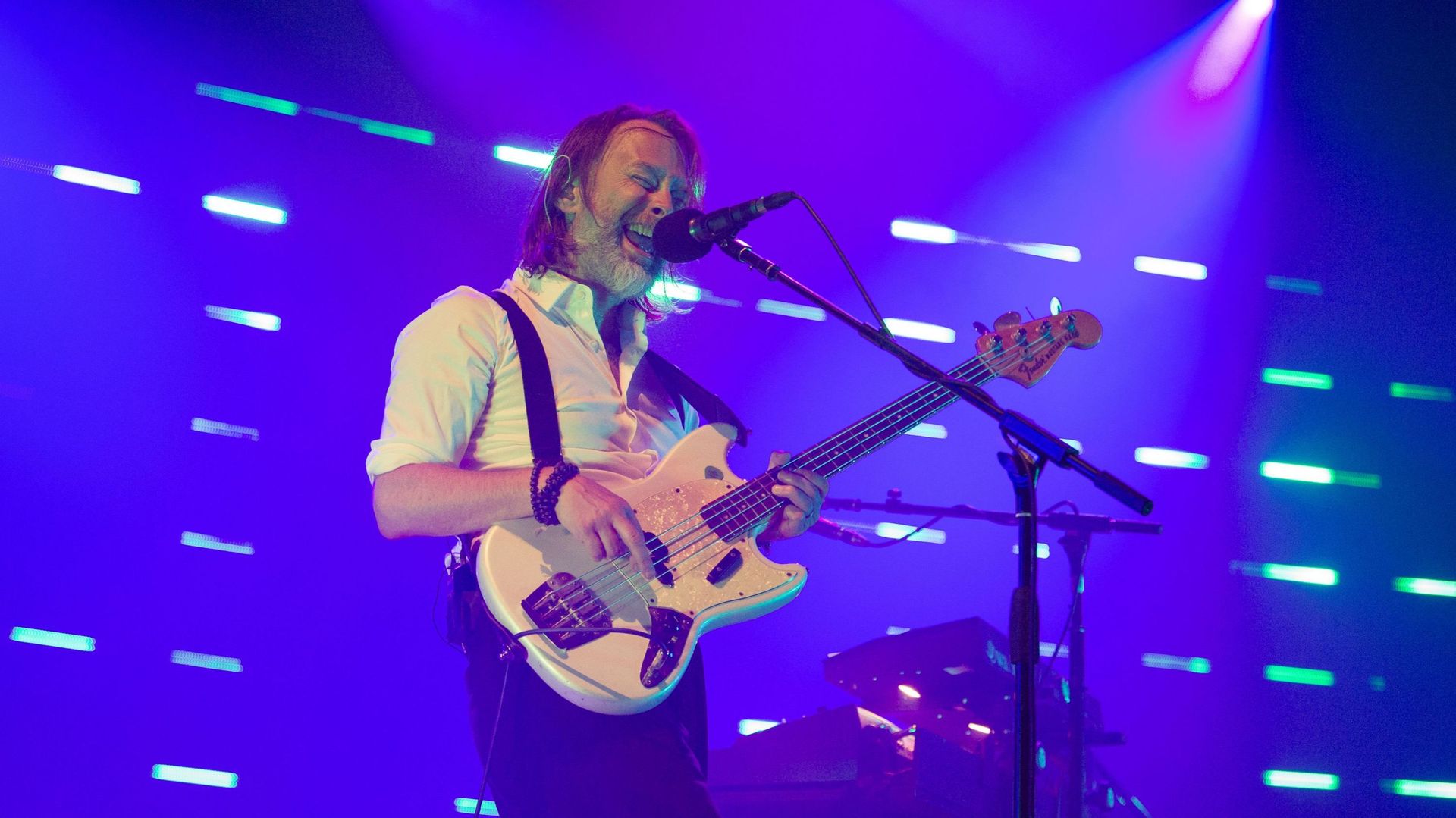 Paul McCartney annonce un nouveau livre autour de son groupe, les Wings ...