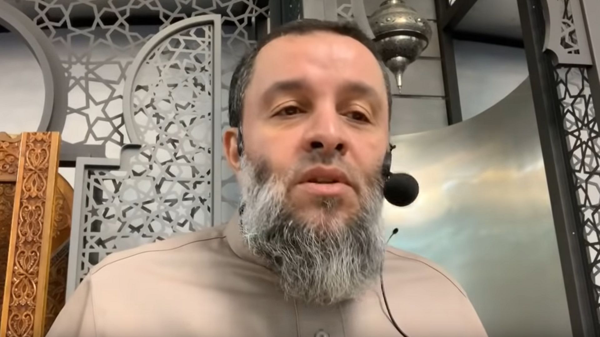 Rachid Haddach, le prédicateur musulman qui parlait aux jeunes ...