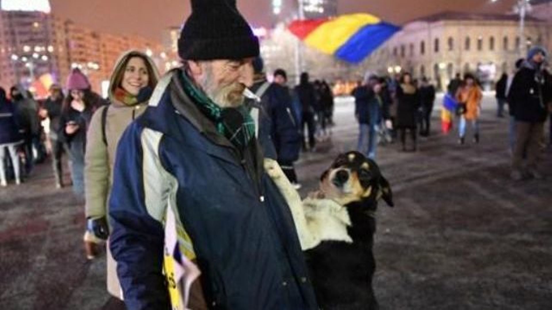 Corruption: les Roumains restent dans la rue pour le 13e jour ...