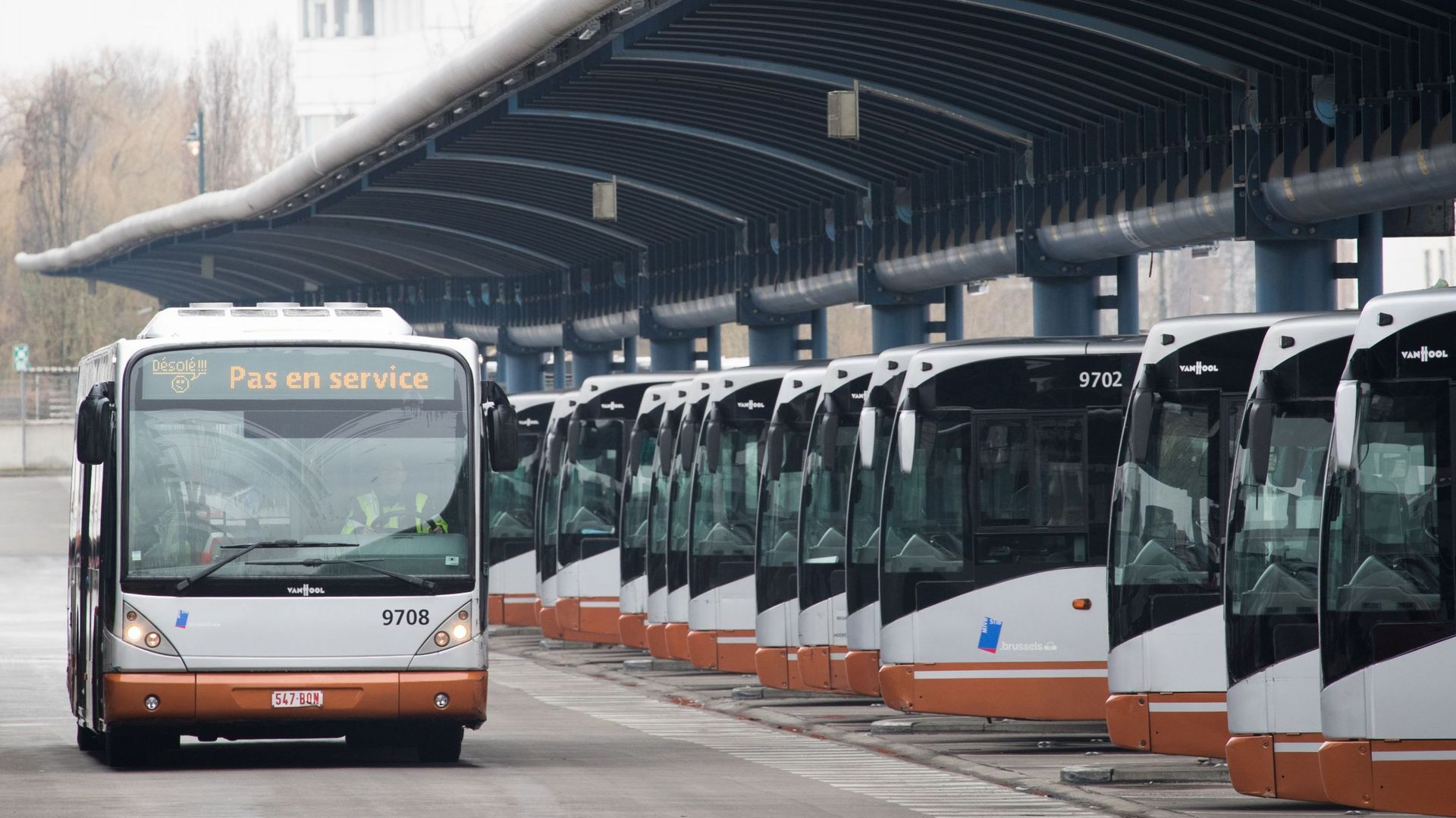Accord entre syndicats et direction à la Stib: bus, trams et métros ...