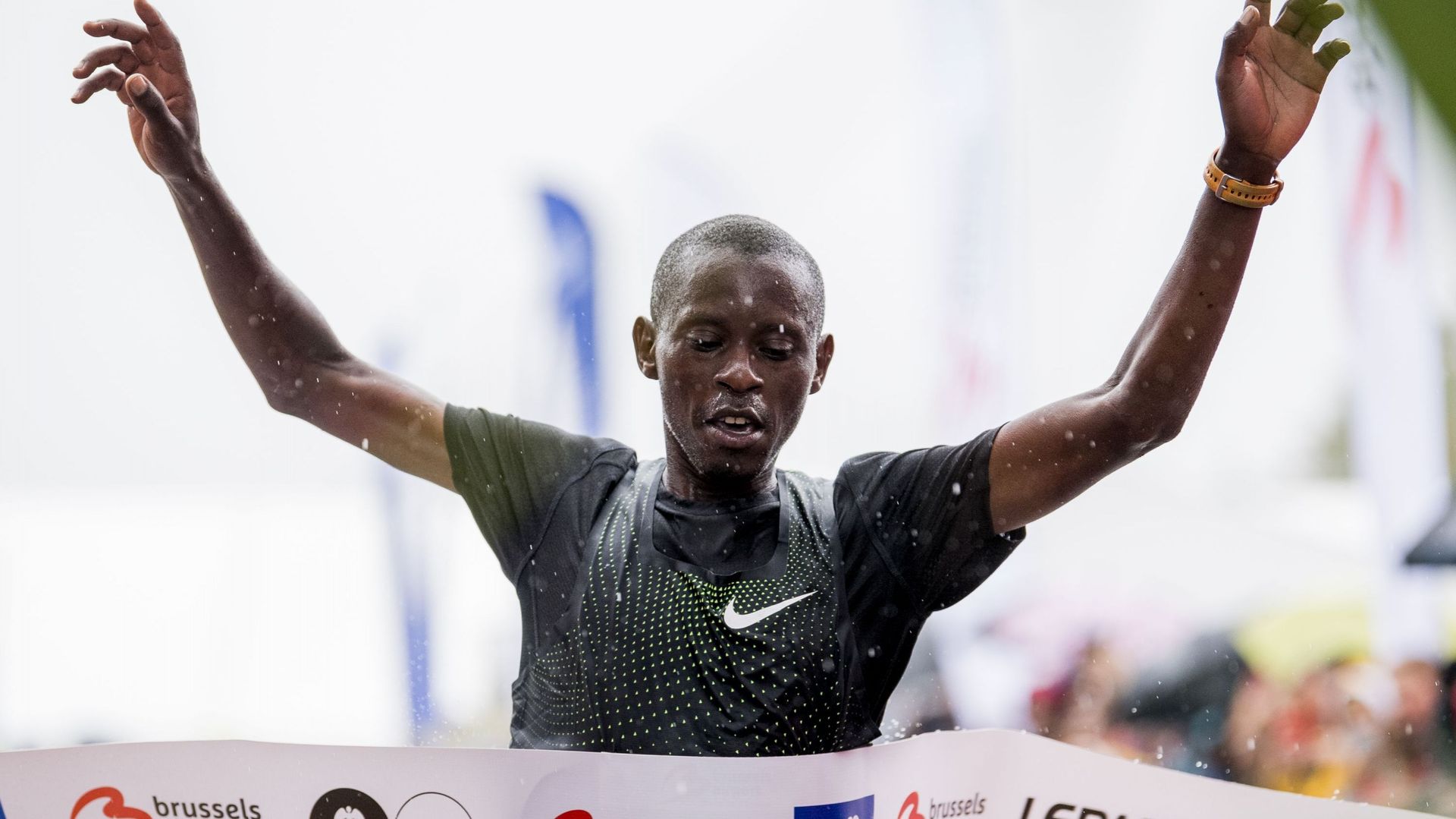 Le Kenyan Michael Chege remporte le Marathon de Bruxelles devant Willem ...