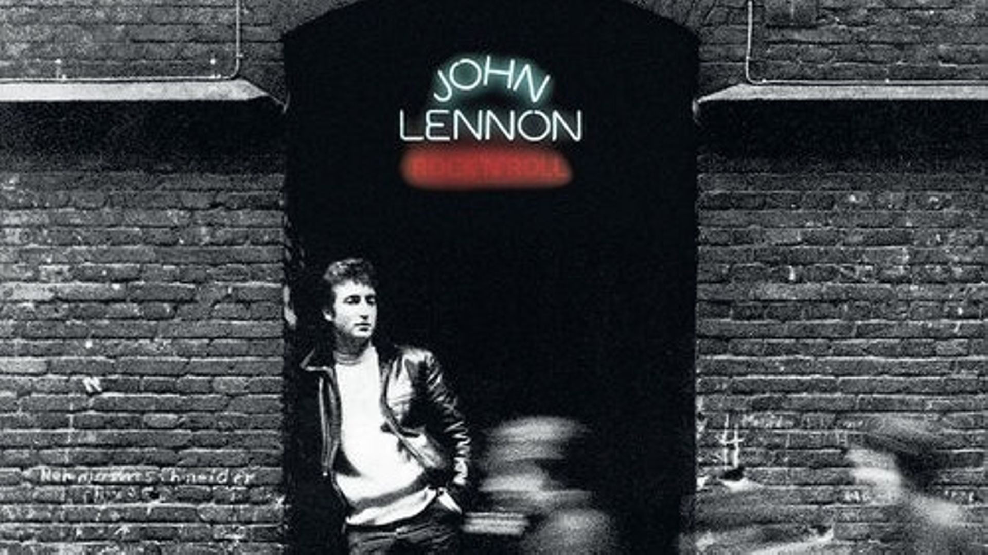 Paul McCartney annonce un nouveau livre autour de son groupe, les Wings ...