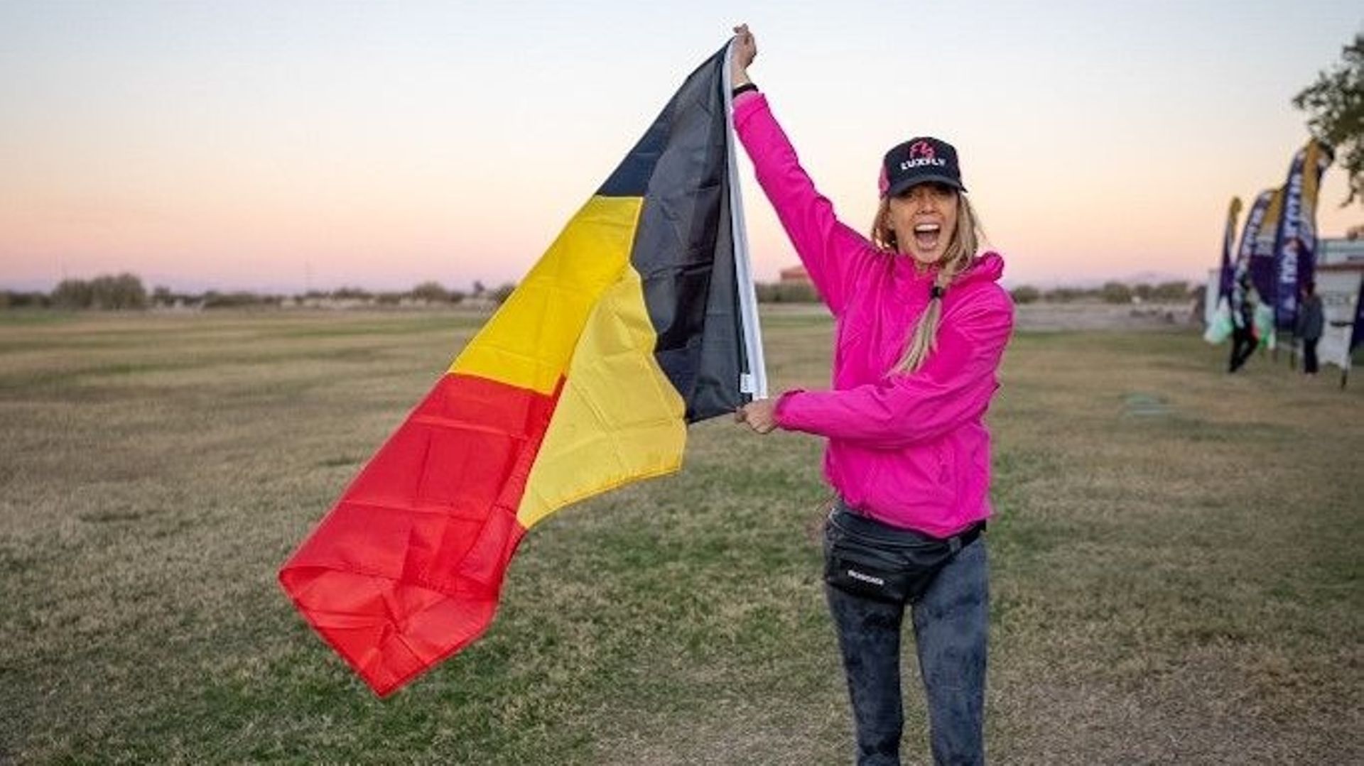 Magali Braff, la directrice de LuxFly, bat un record du monde féminin ...