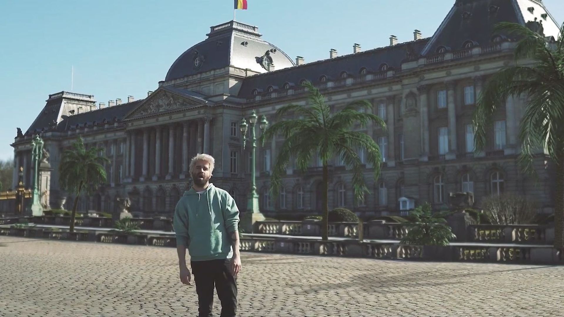 Bruxelles confinée et... pleine de palmiers dans le clip d'Okamy - RTBF ...