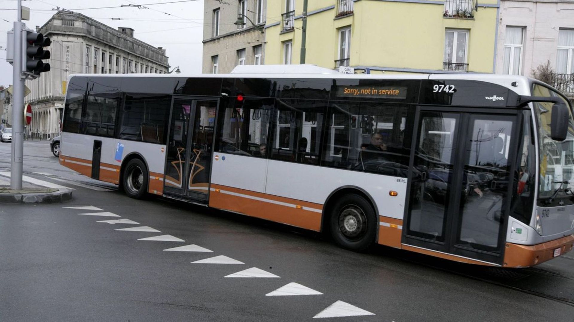 Déconfinement et grève à la STIB : un accord entre syndicats et ...