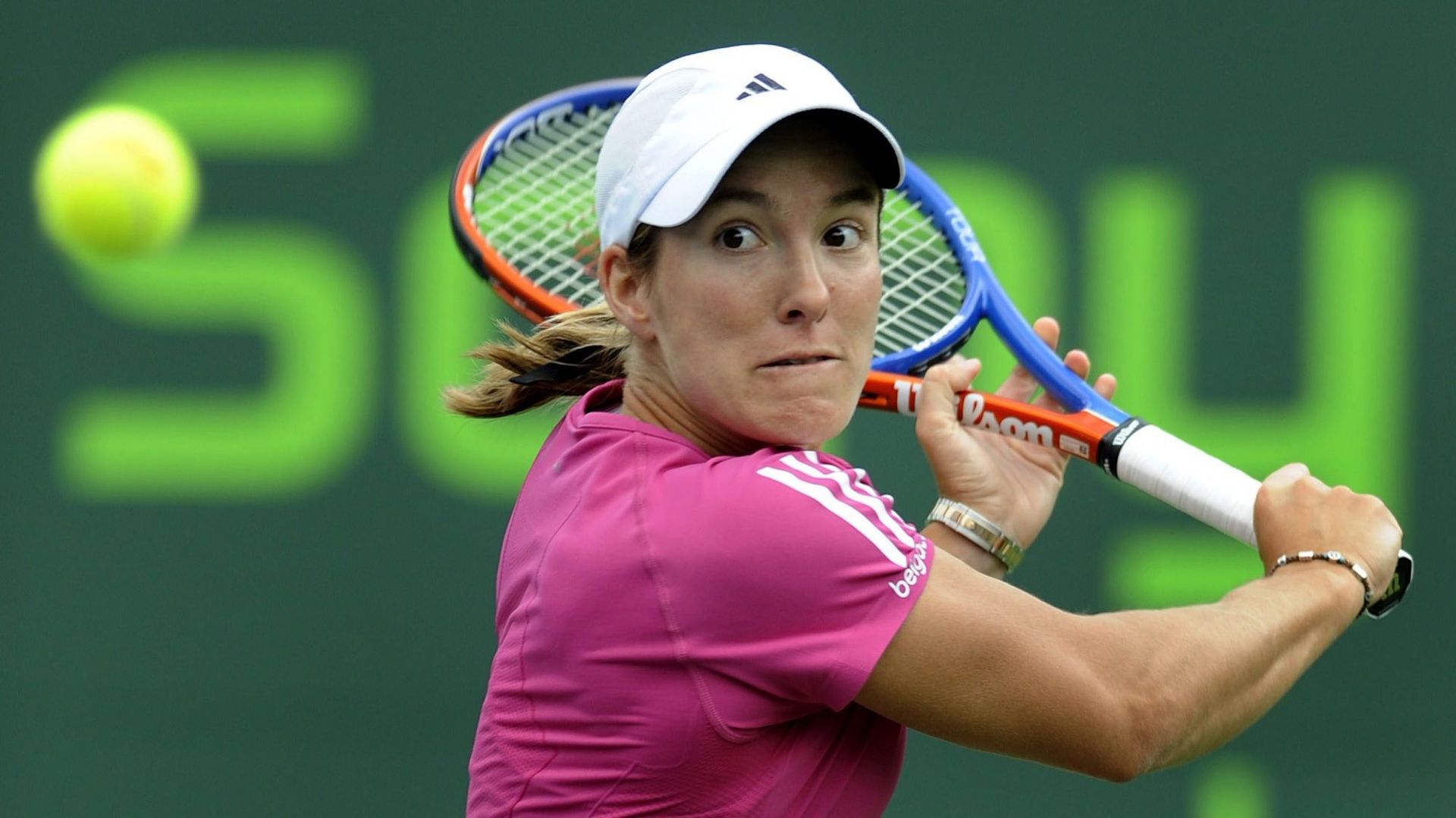 Justine se pliera à la décision de la capitaine - RTBF Actus