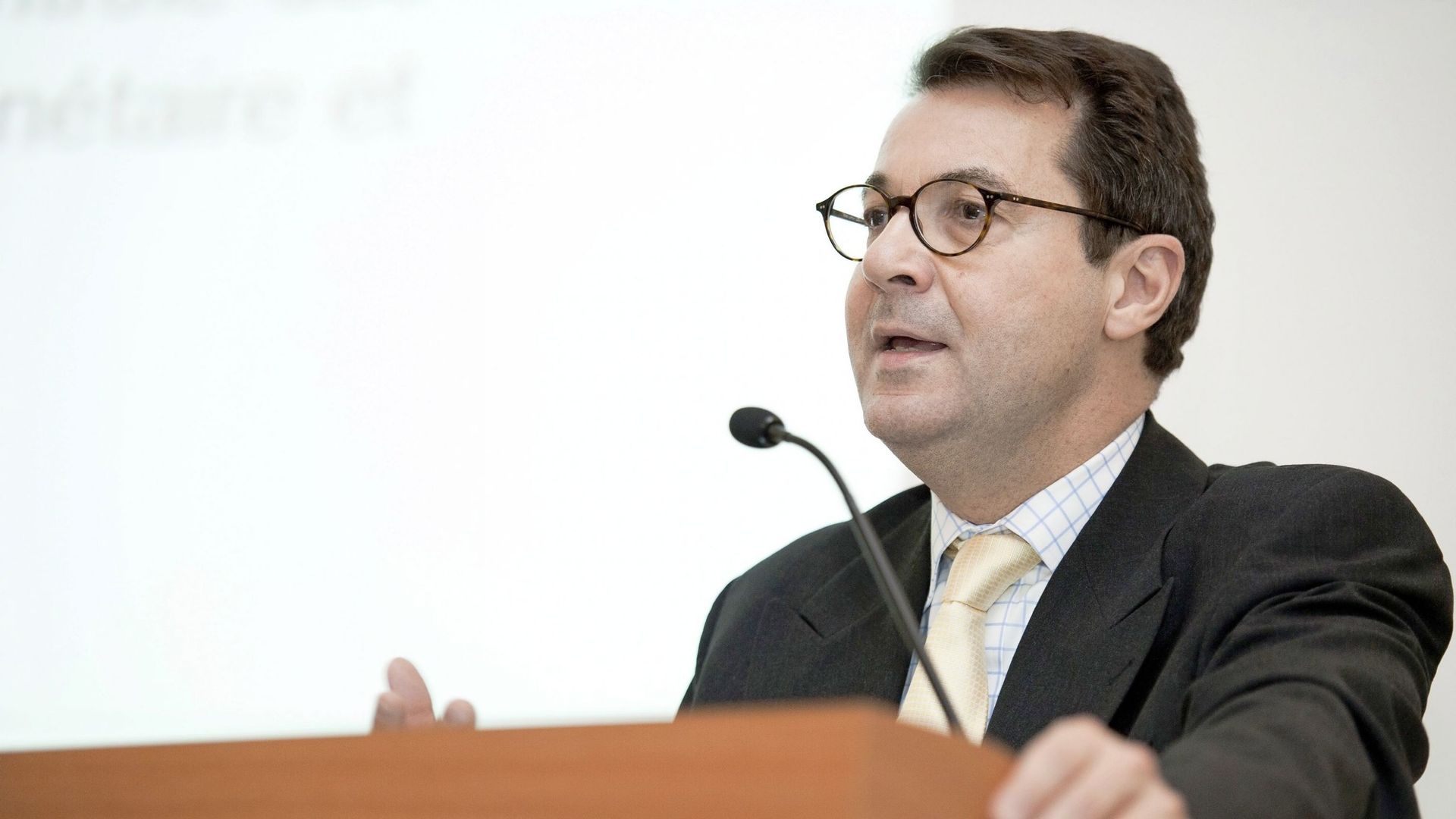 Bruno Colmant: 'Il est temps que le monde politique se reprenne' - RTBF ...