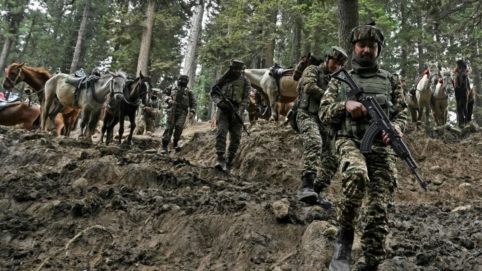 La communauté internationale appelle l'Inde et le Pakistan à éviter une escalade - RTBF Actus