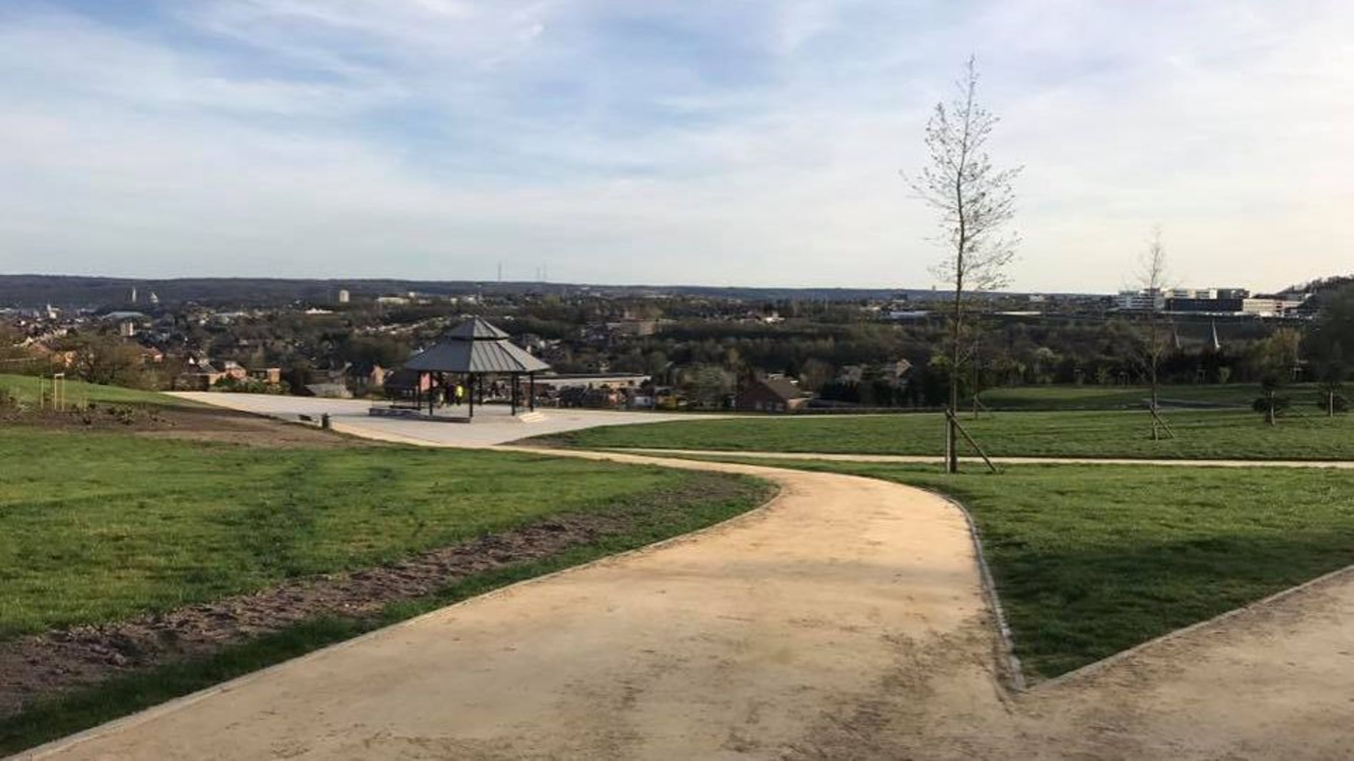Ans: le nouveau Parc des Coteaux est accessible après dix ans d'attente ...
