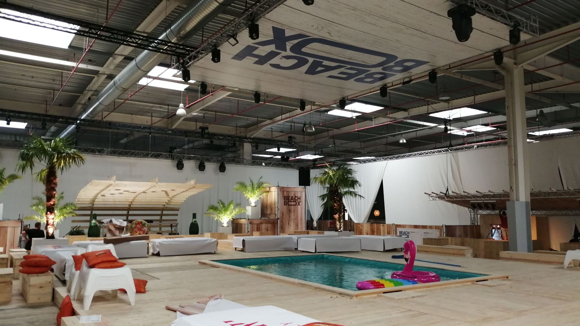 Ouverture de la 3ème édition de la Beach Box aux Halles des Foires de ...