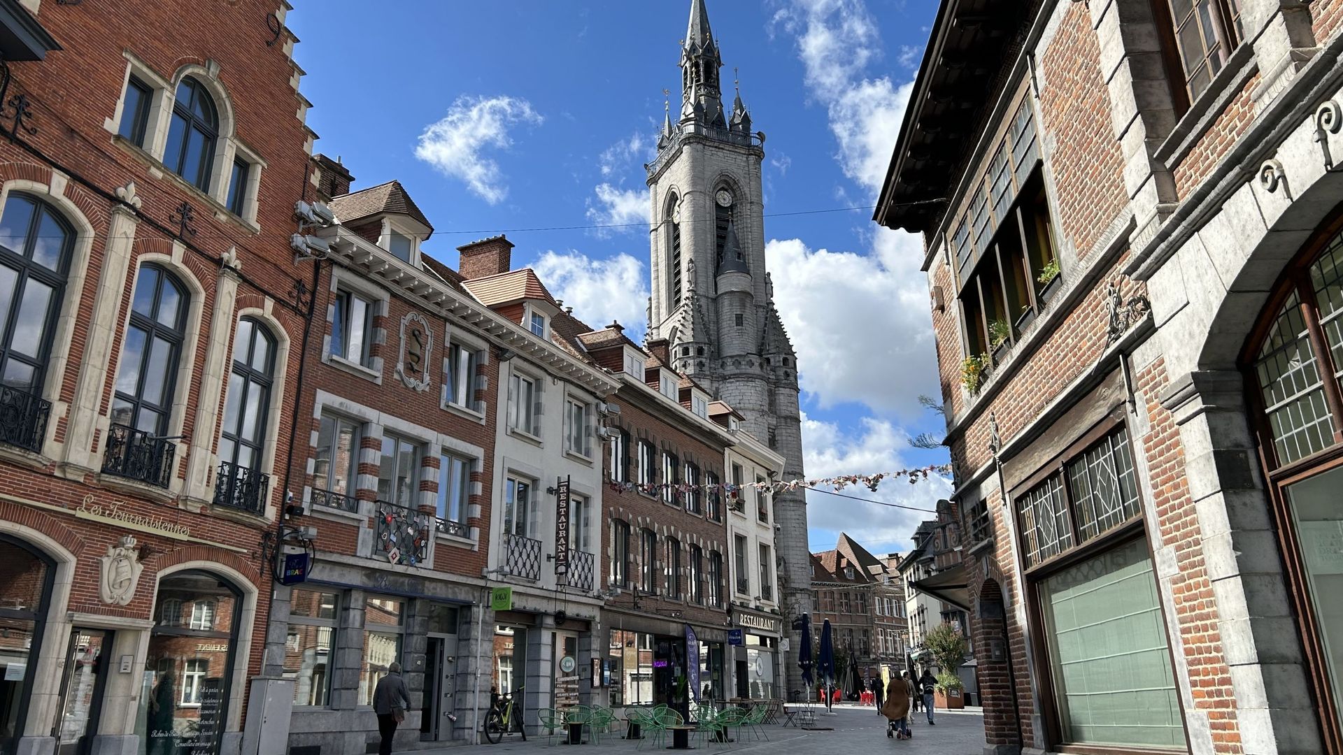Comment devenir guide touristique ? Le centre IFAPME organise une ...