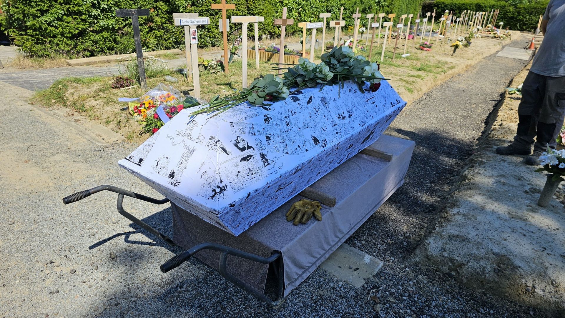 L’essor des funérailles écologiques - RTBF Actus