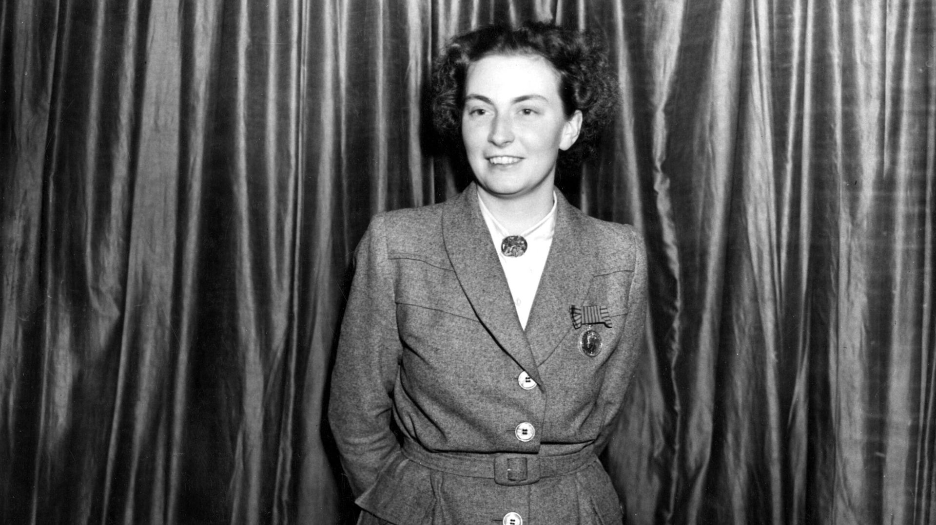 Sombre Belgique : Andrée De Jongh, une Belge à la tête du réseau d ...
