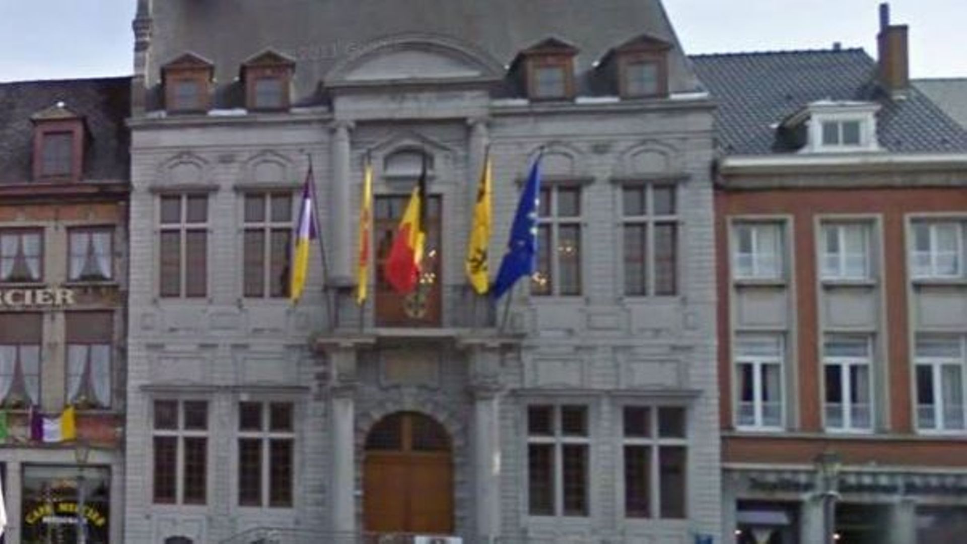 Ath : le secrétaire communal est devenu bourgmestre - RTBF Actus