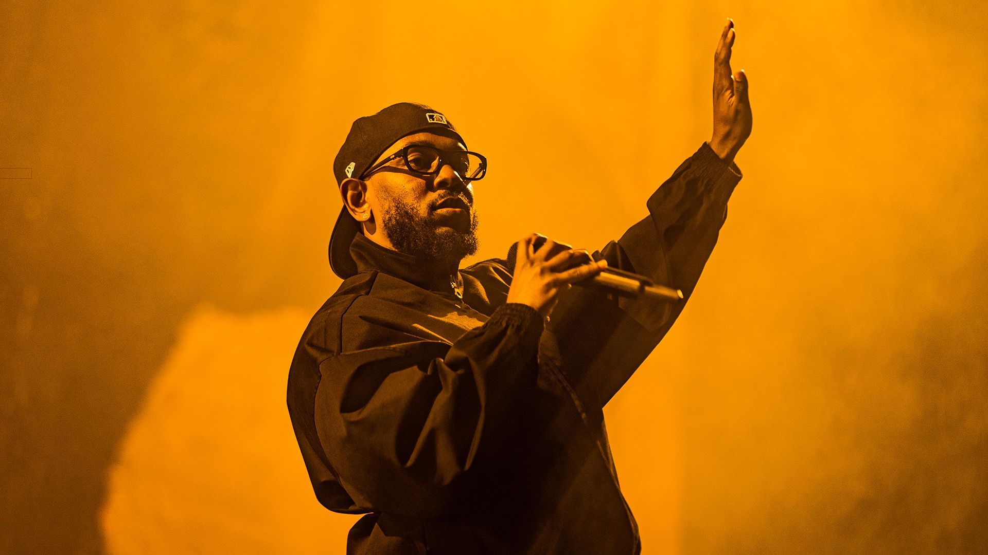 Une main dans la poche, Kendrick Lamar rappelle aux Ardentes qui est le ...