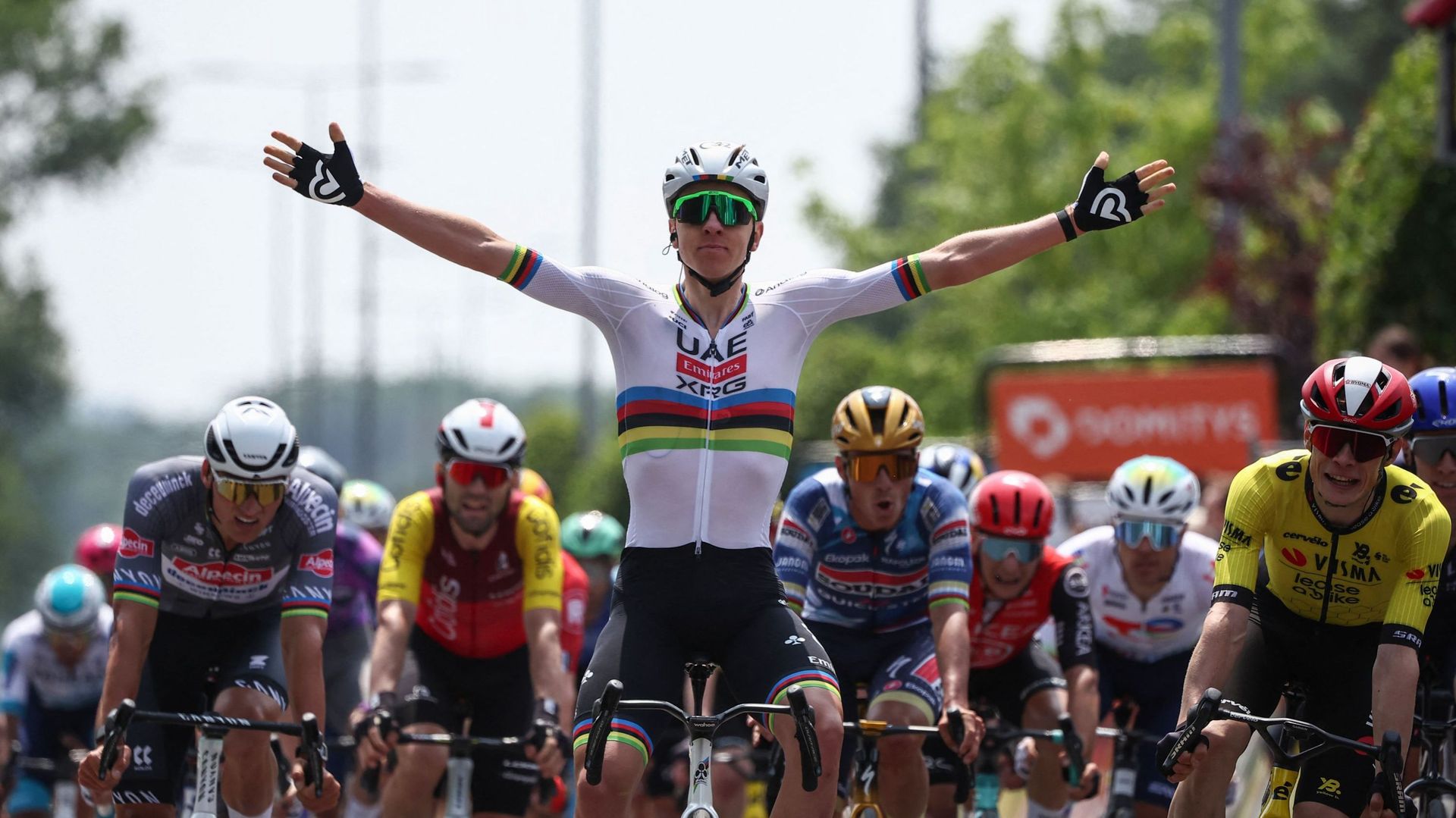 Tim Merlier s’impose facilement sur la Brussels Cycling Classic, Arnaud ...