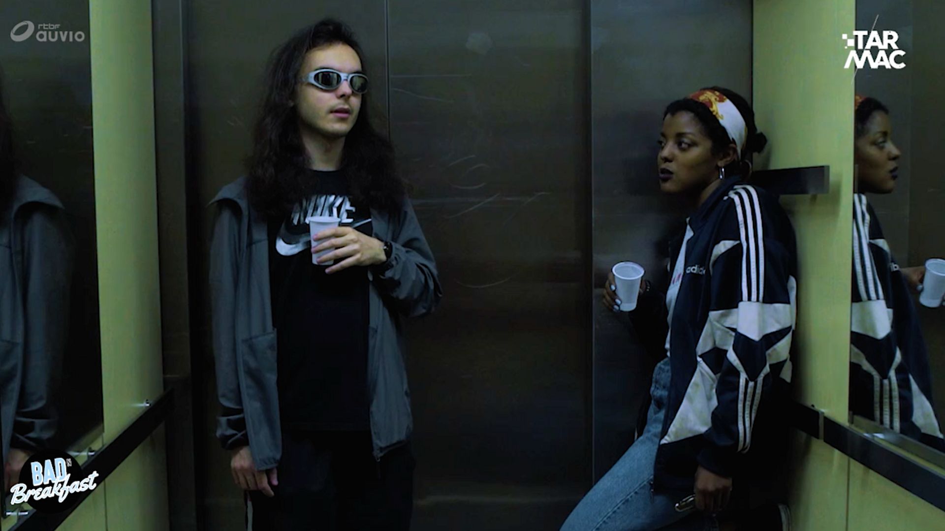 Bad N Breakfast / Les BXL_Starterpacks - RTBF Actus