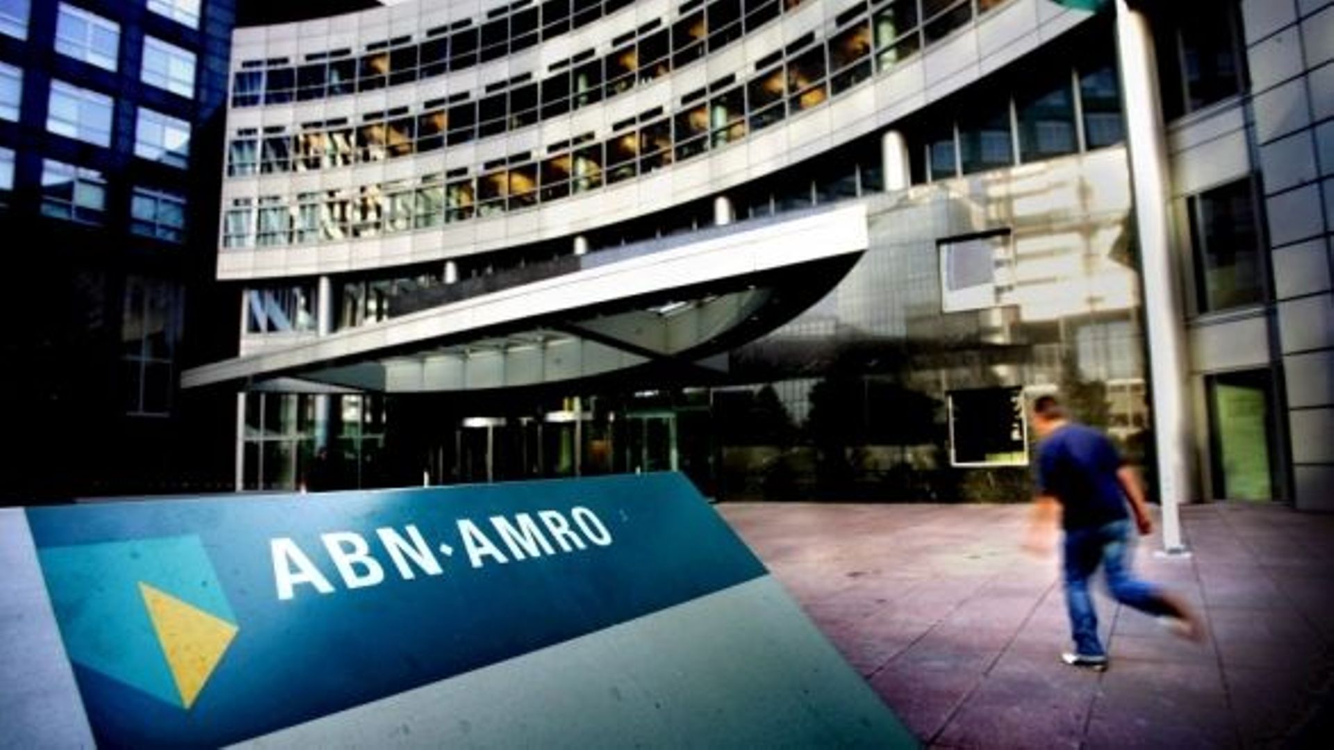 Fortis dit avoir le choix pour la vente d'ABN Amro - RTBF Actus