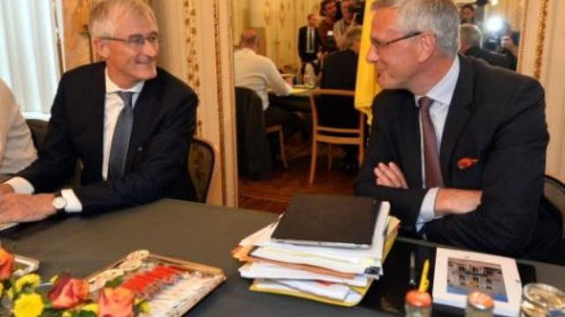 Geert Bourgeois et Kris Peeters entament des consultations - RTBF Actus