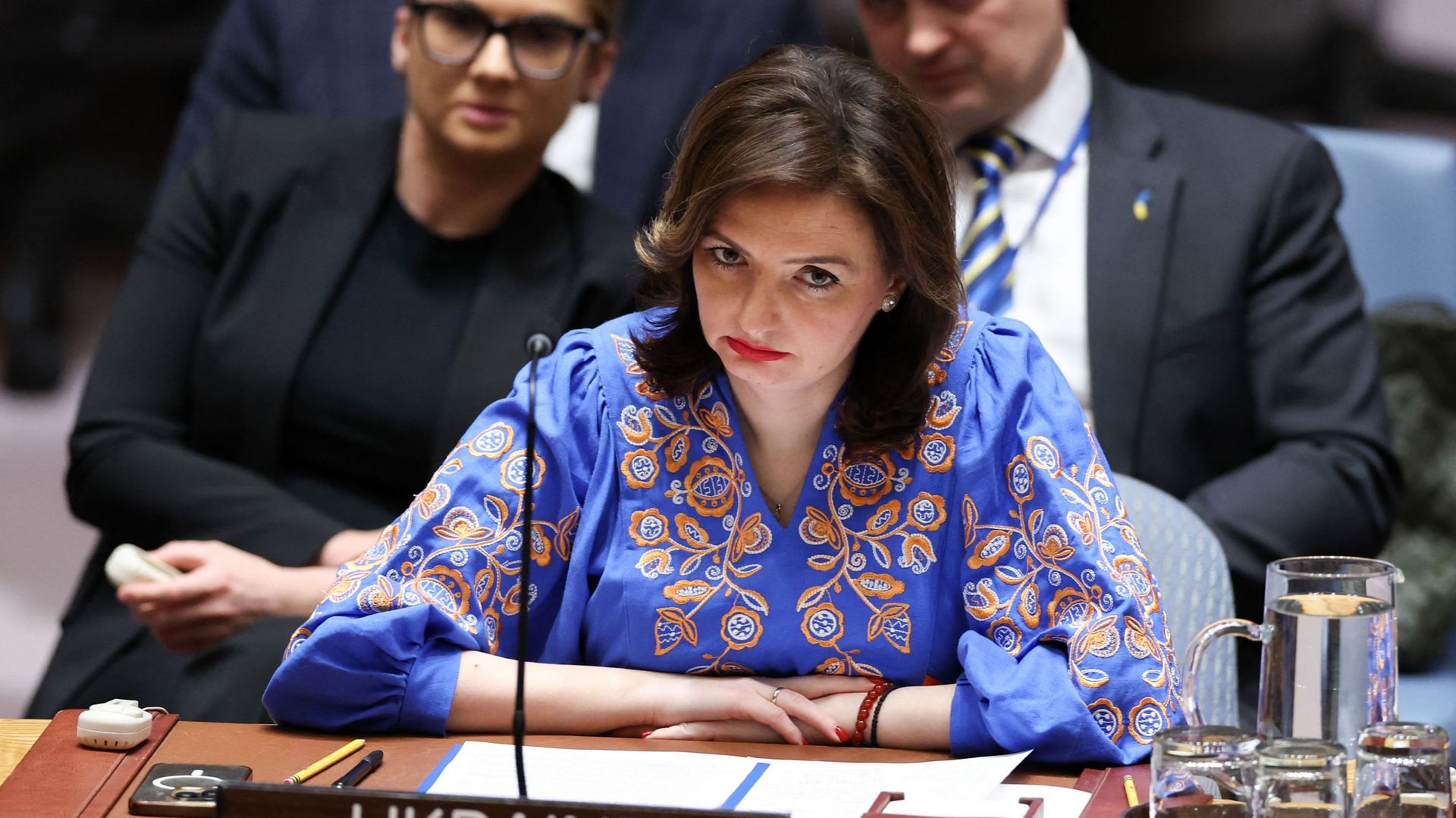 La Russie annonce qu’elle répondra à la dernière attaque de l'Ukraine, Macron appelle à une paix ...