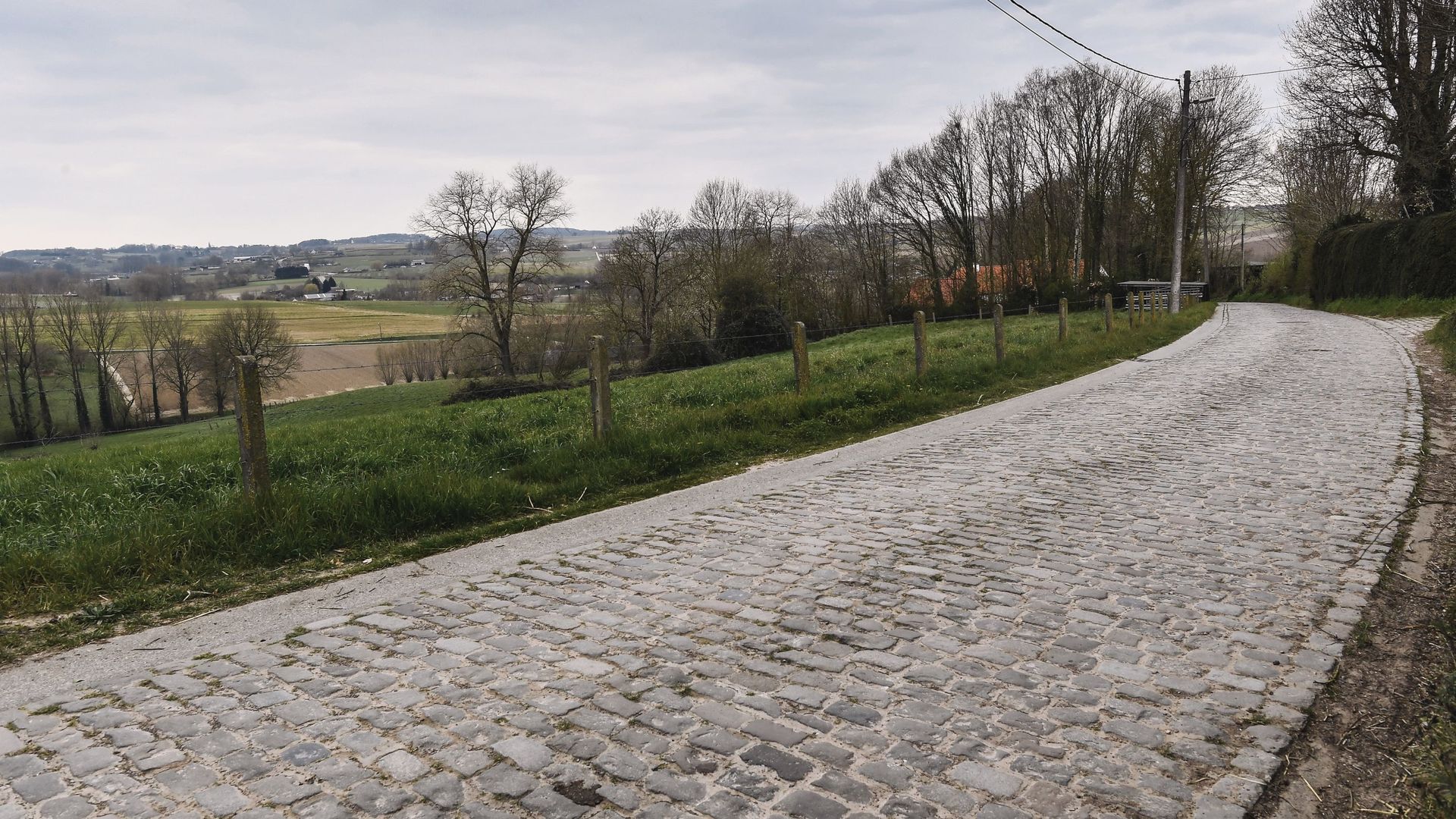#Investigation : exhumation de corps dans l'enquête sur les tueurs du ... #Investigation : exhumation de corps dans l'enquête sur les tueurs du ...