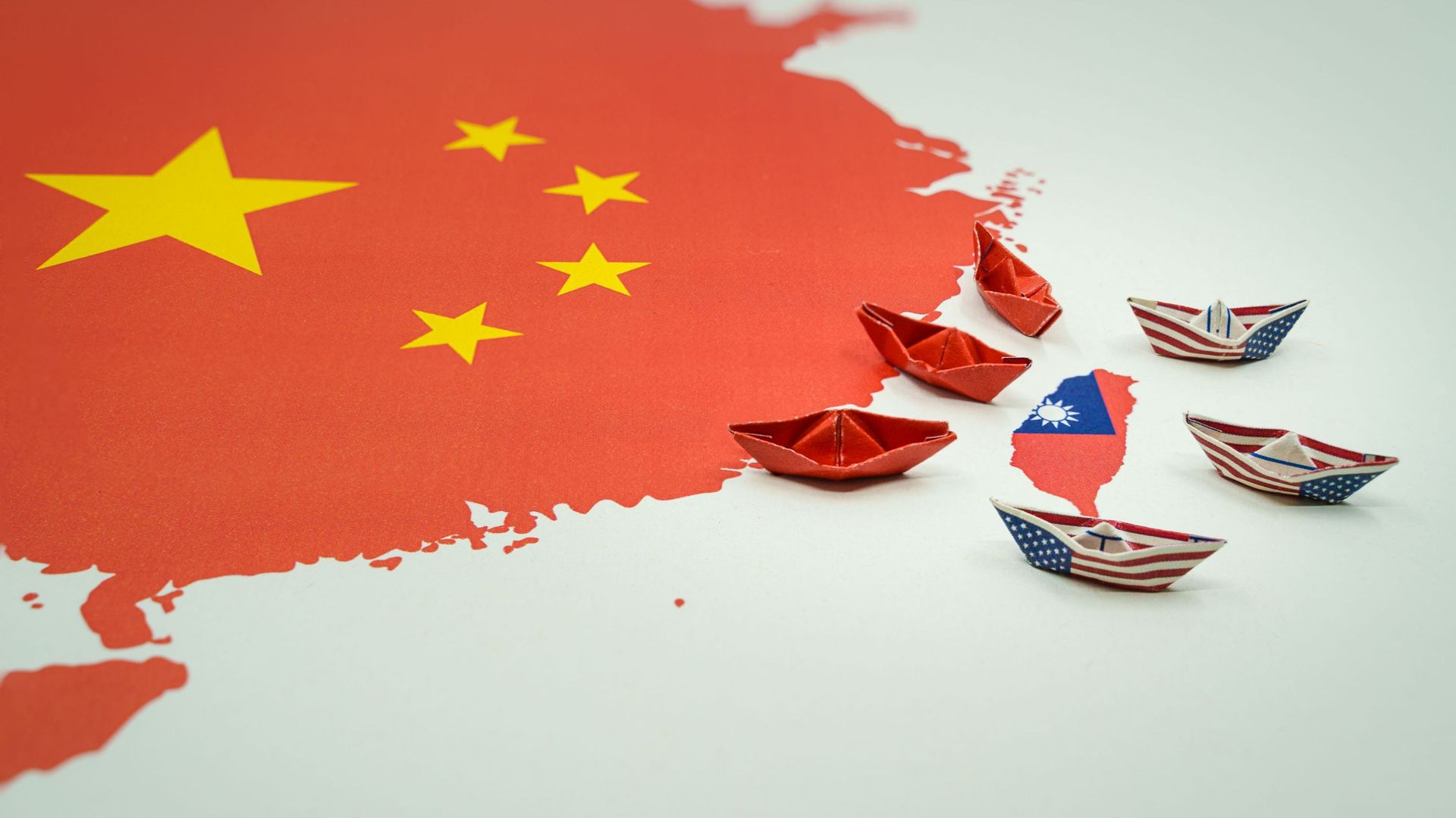 Pourquoi la Chine augmente-t-elle la pression militaire sur Taiwan ? - RTBF Actus