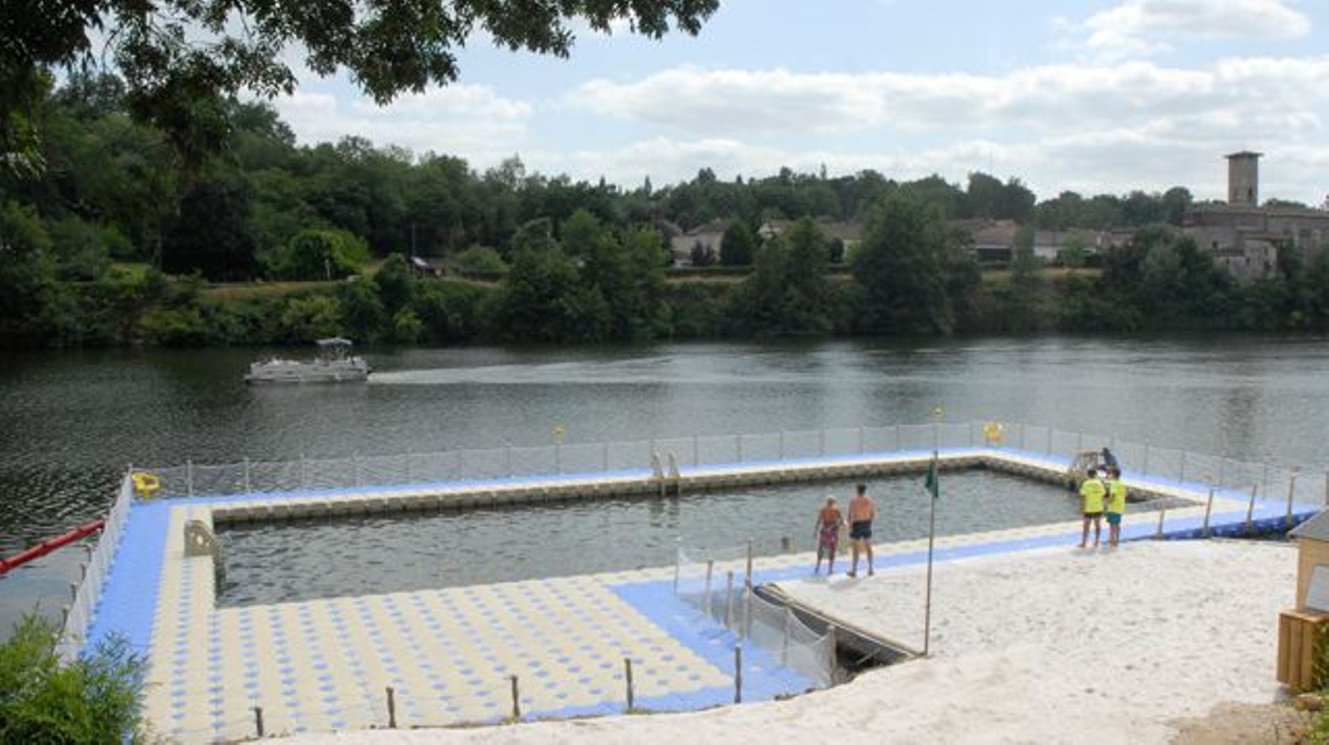 Un bassin flottant pour se baigner dans la Meuse à Liège : possible ou ...