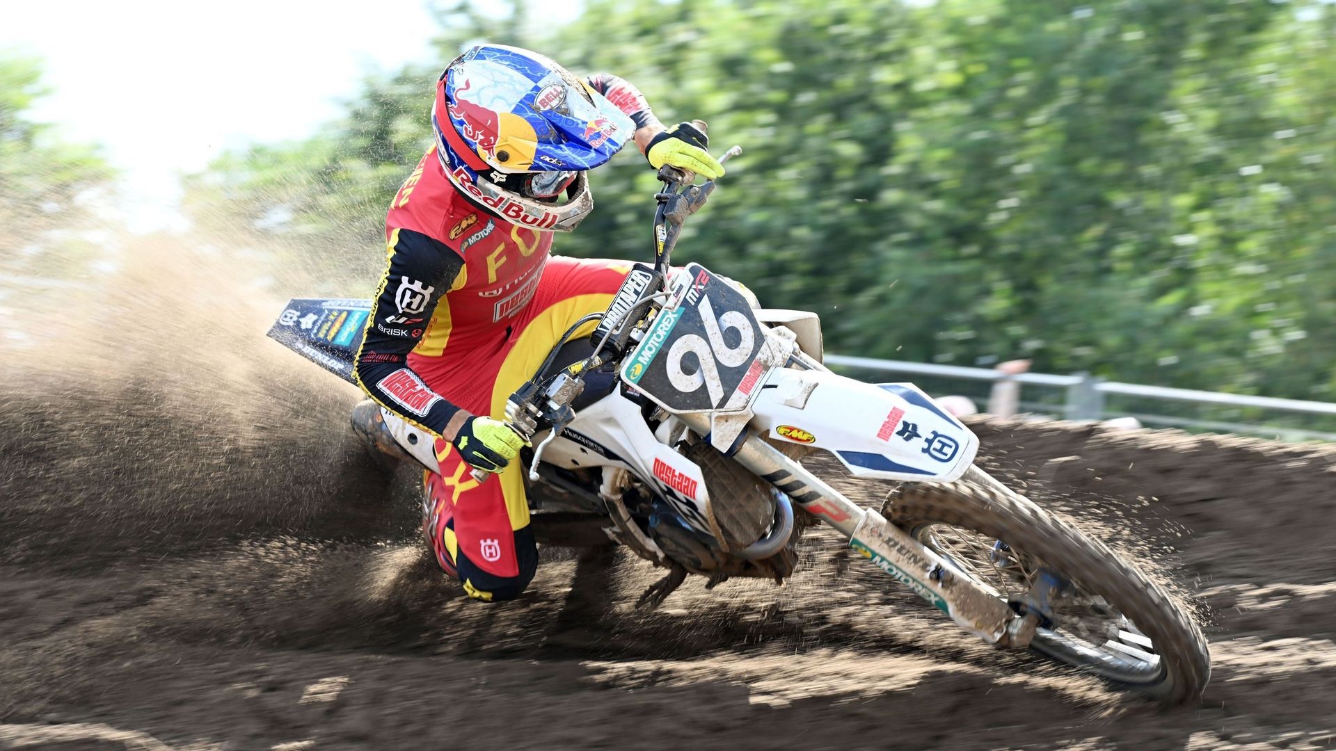 3 Belges en MXGP et 3 en MX2, la grille 2025 de motocross aura un ...