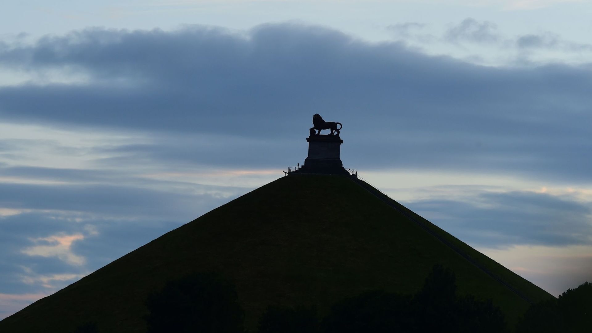 Kazakhgate: comment 5 millions en liquide ont franchi les frontières en ...