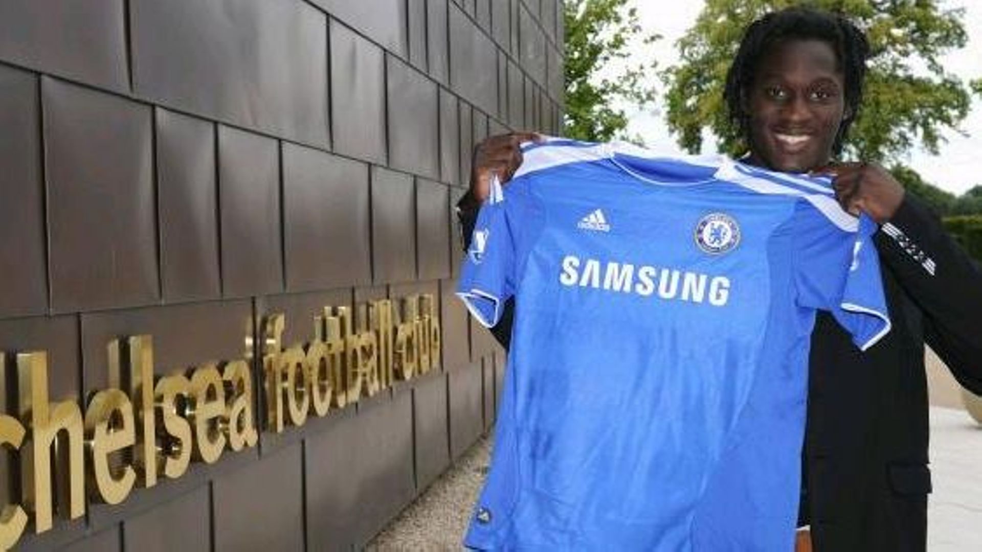 'Je serre les mains de Drogba, Terry...' - RTBF Actus