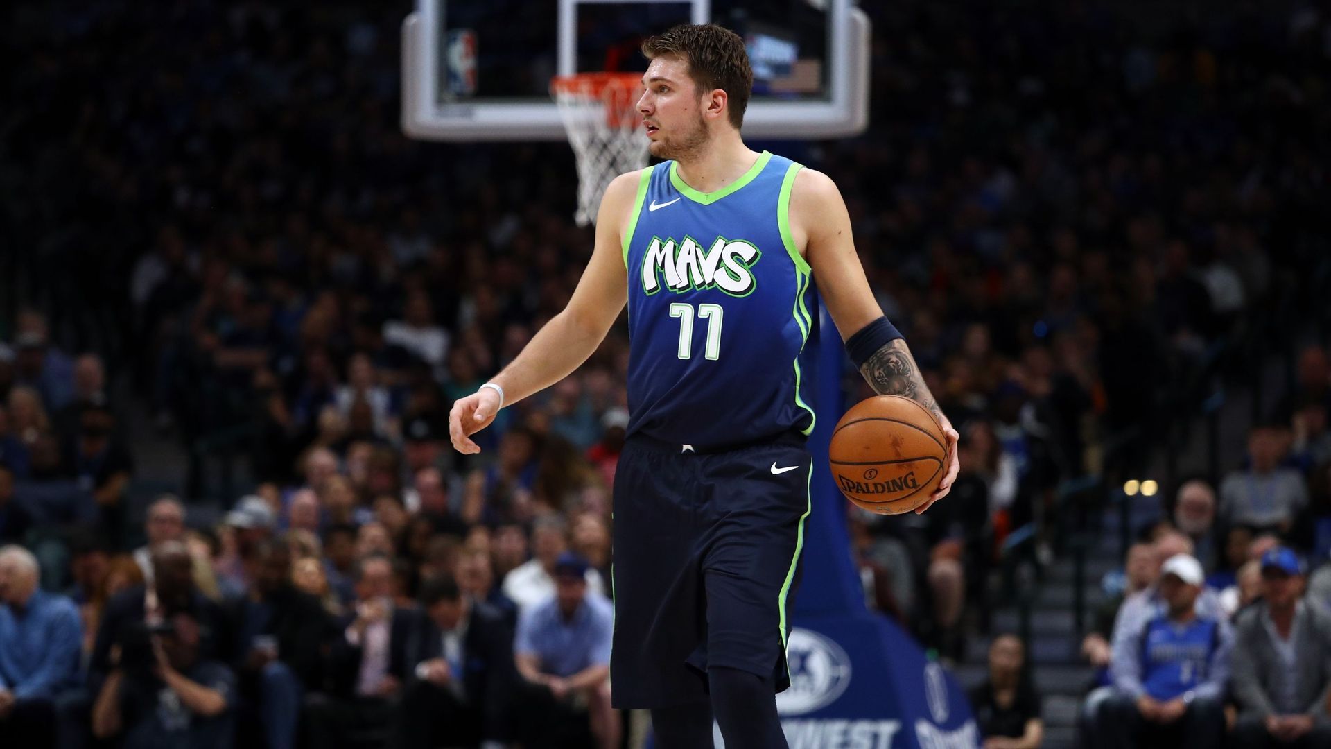 Dix à la suite pour les Lakers, Milwaukee engrange, les Spurs se ...