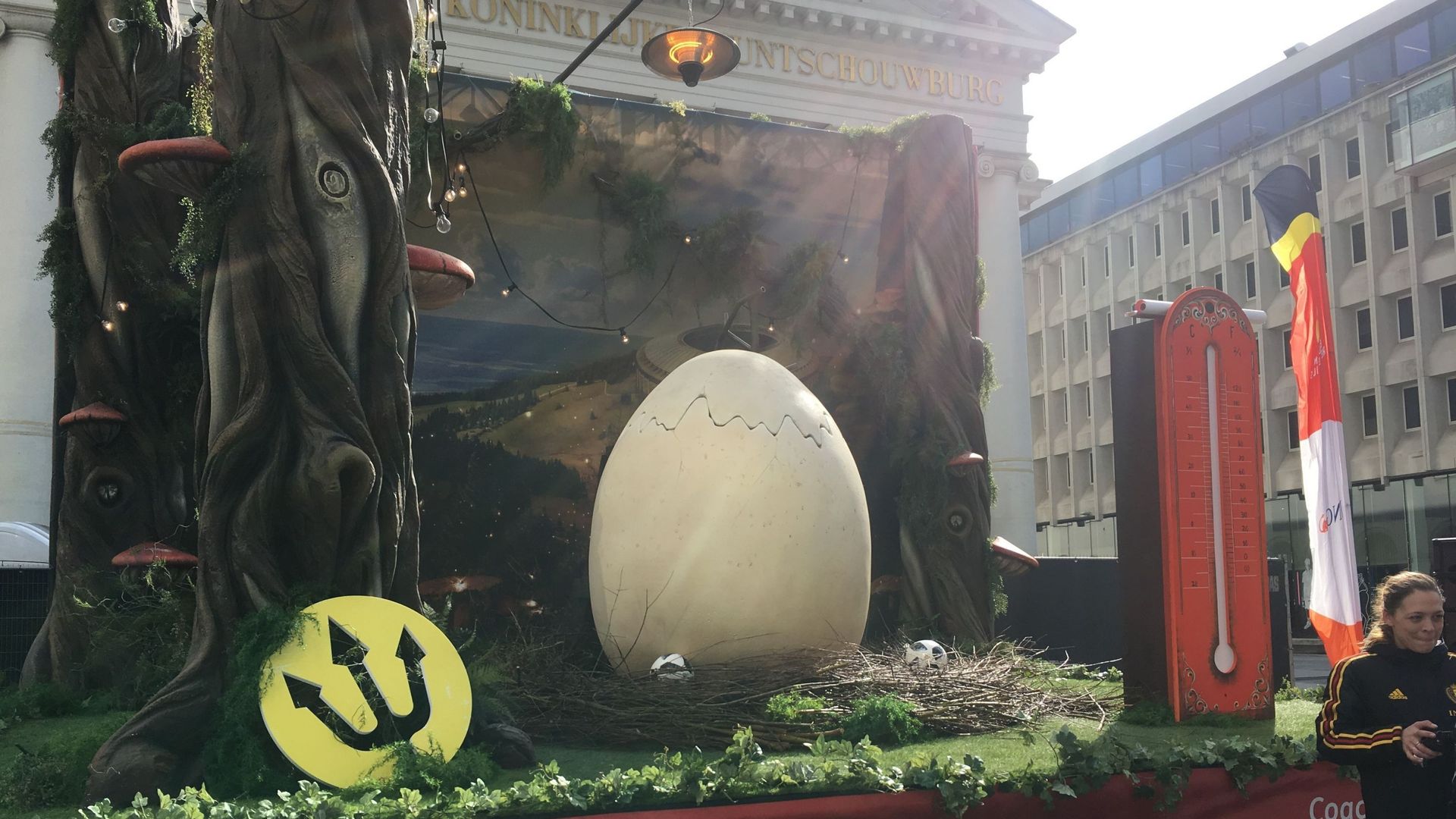 Red, la mascotte des Diables Rouges pour le Mondial 2018, est sorti de ...