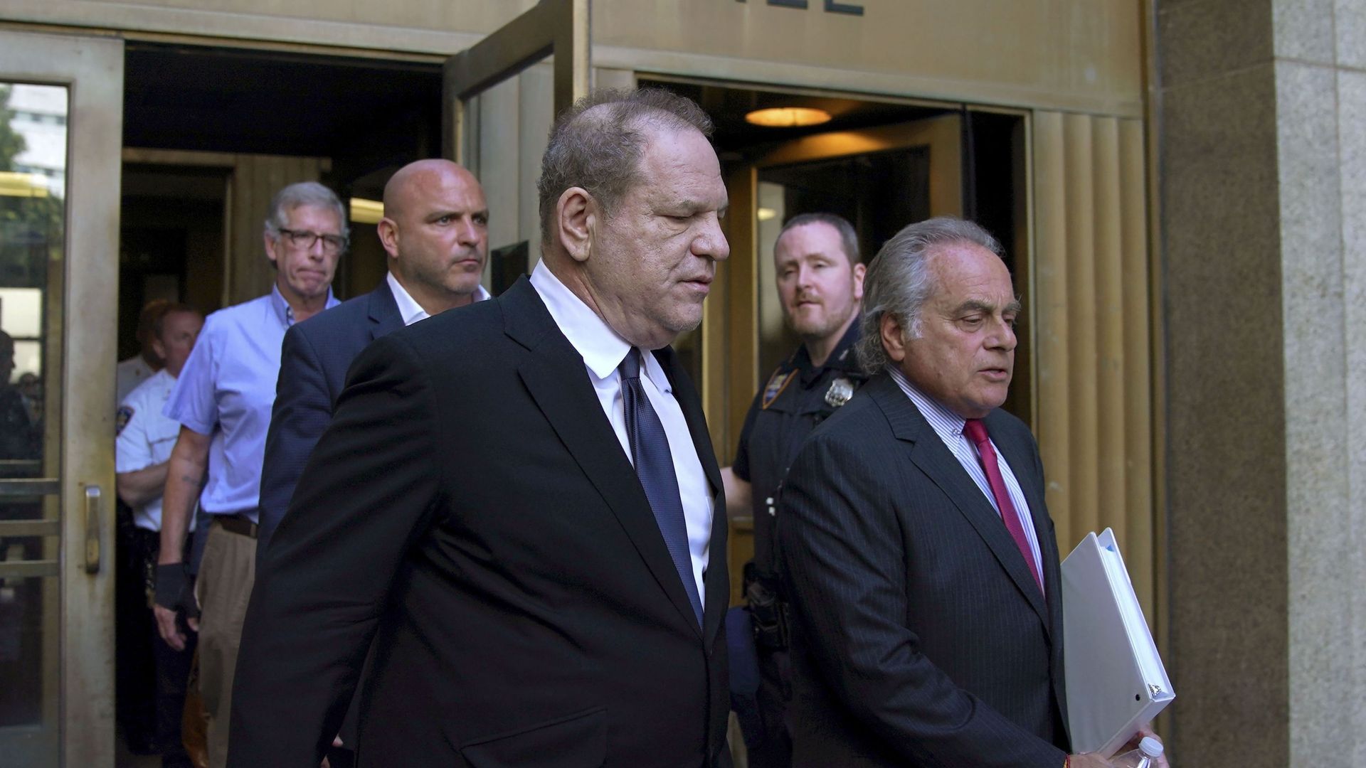 La vente du studio Weinstein finalisée après des mois de saga - RTBF Actus