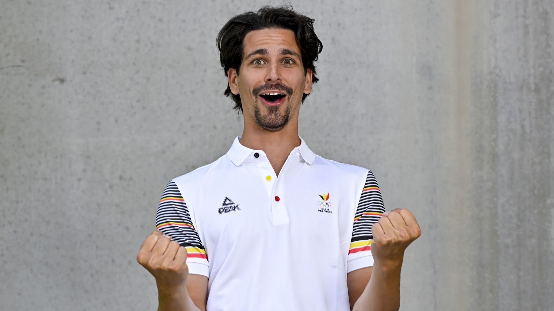 Mondiaux de padel au Qatar : la triple vie de François Azzola, joueur ...