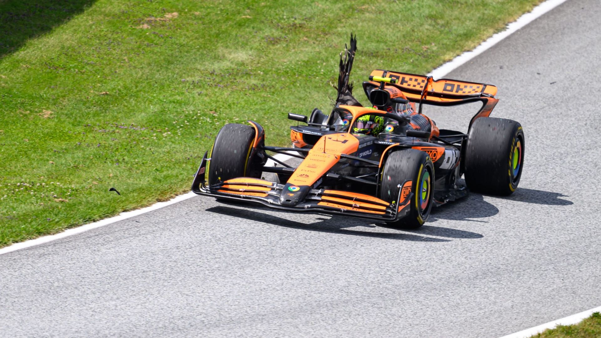 F1 Australie – Premier crash de la saison : le rookie Oliver Bearman ...