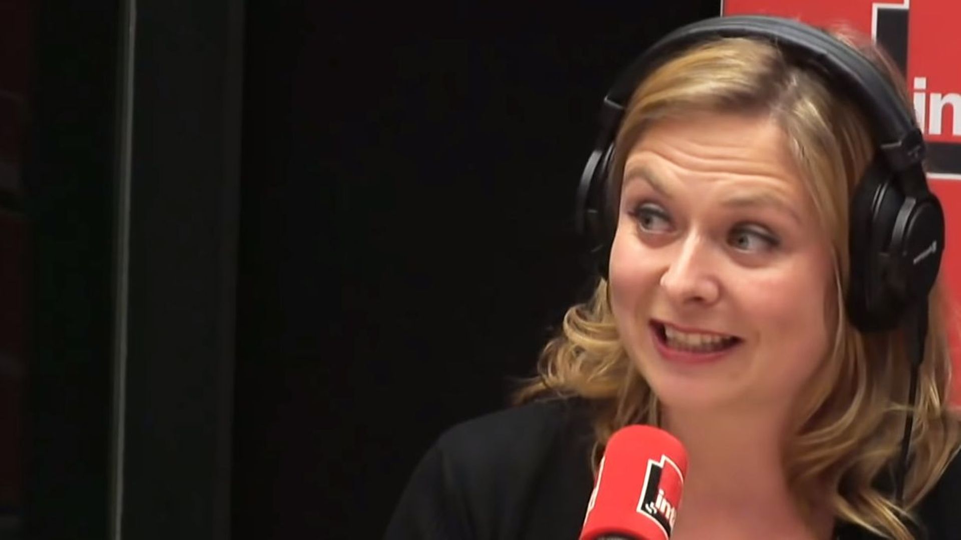 Hôtels pourris et 'body shaming': Constance raconte ses galères d ...