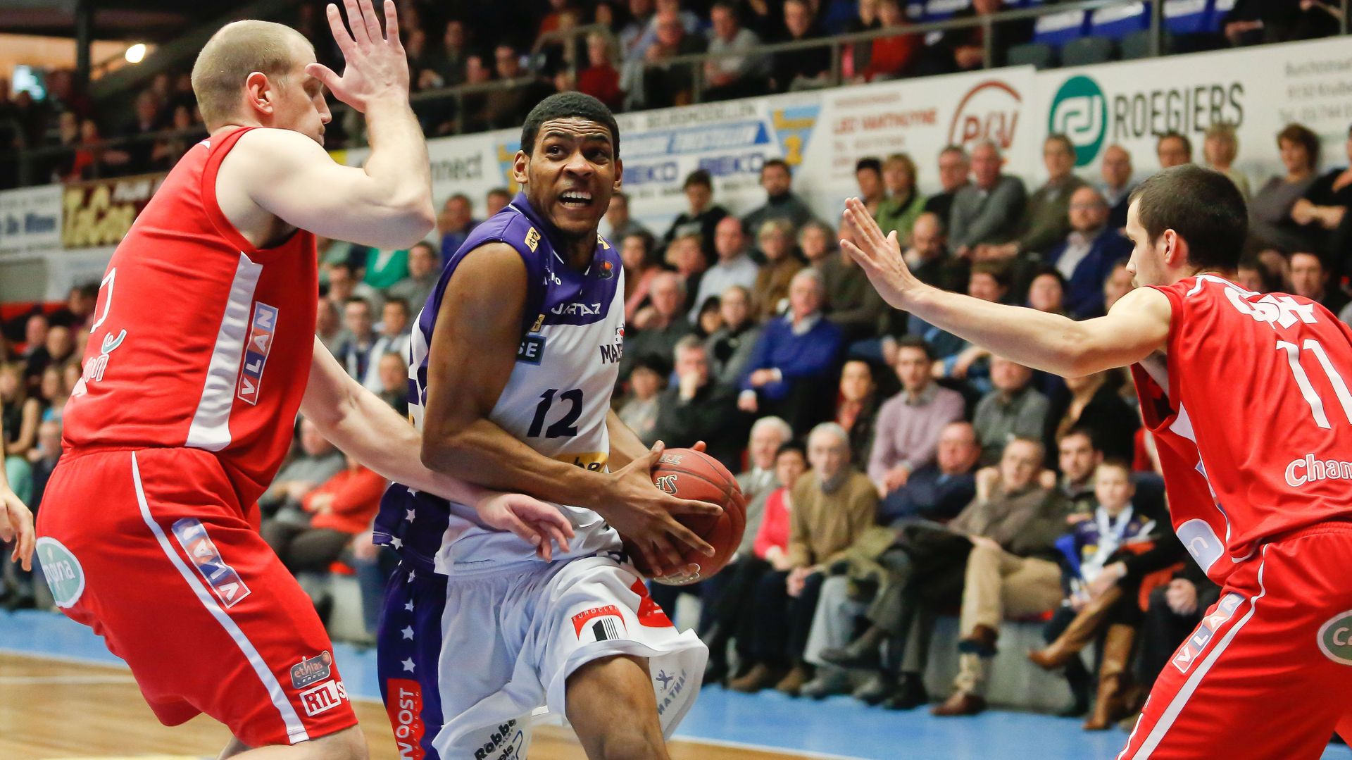 Alost s'impose face à Charleroi - RTBF Actus