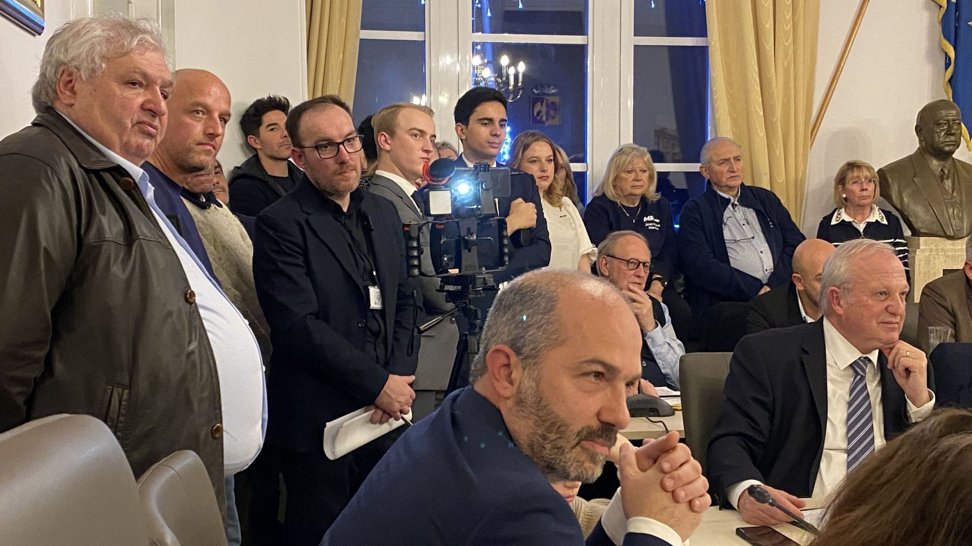 Tubize : les nouveaux élus du conseil communal ont prêté serment hier ...