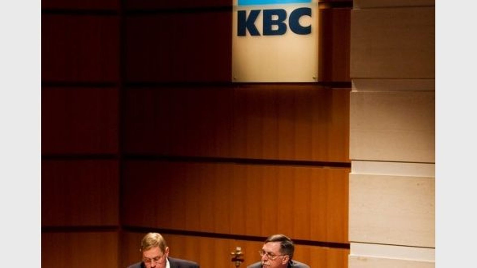 7,5eur l'action: la banque flamande KBC touche le fond
