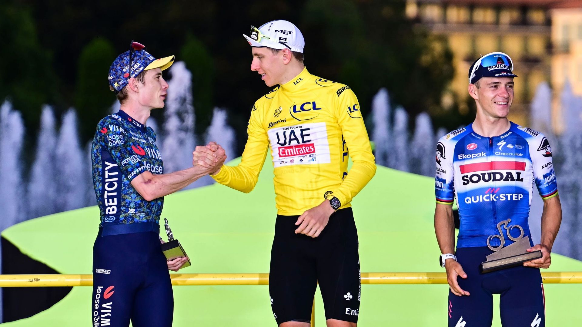 Gérard Bulens constate un 'cyclisme à deux vitesses' : 'Il y a des ...