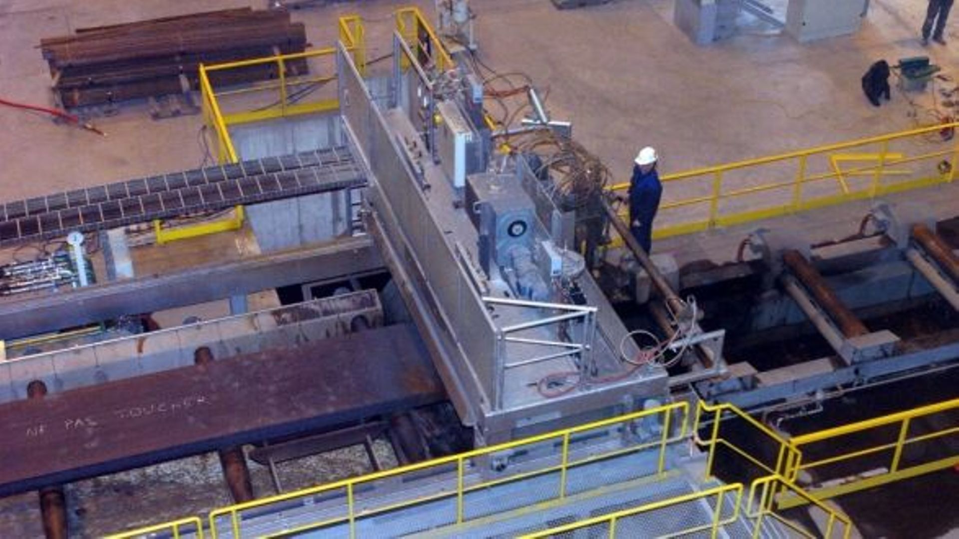 Carinox : les syndicats sont méfiants - RTBF Actus