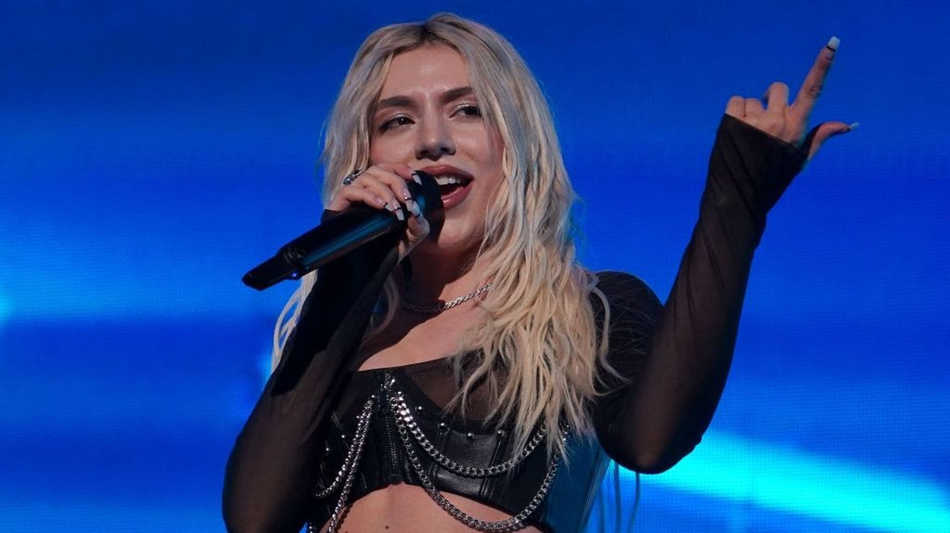 Ava Max reporte sa tournée mondiale : 'J'ai besoin de plus de temps' - RTBF Actus