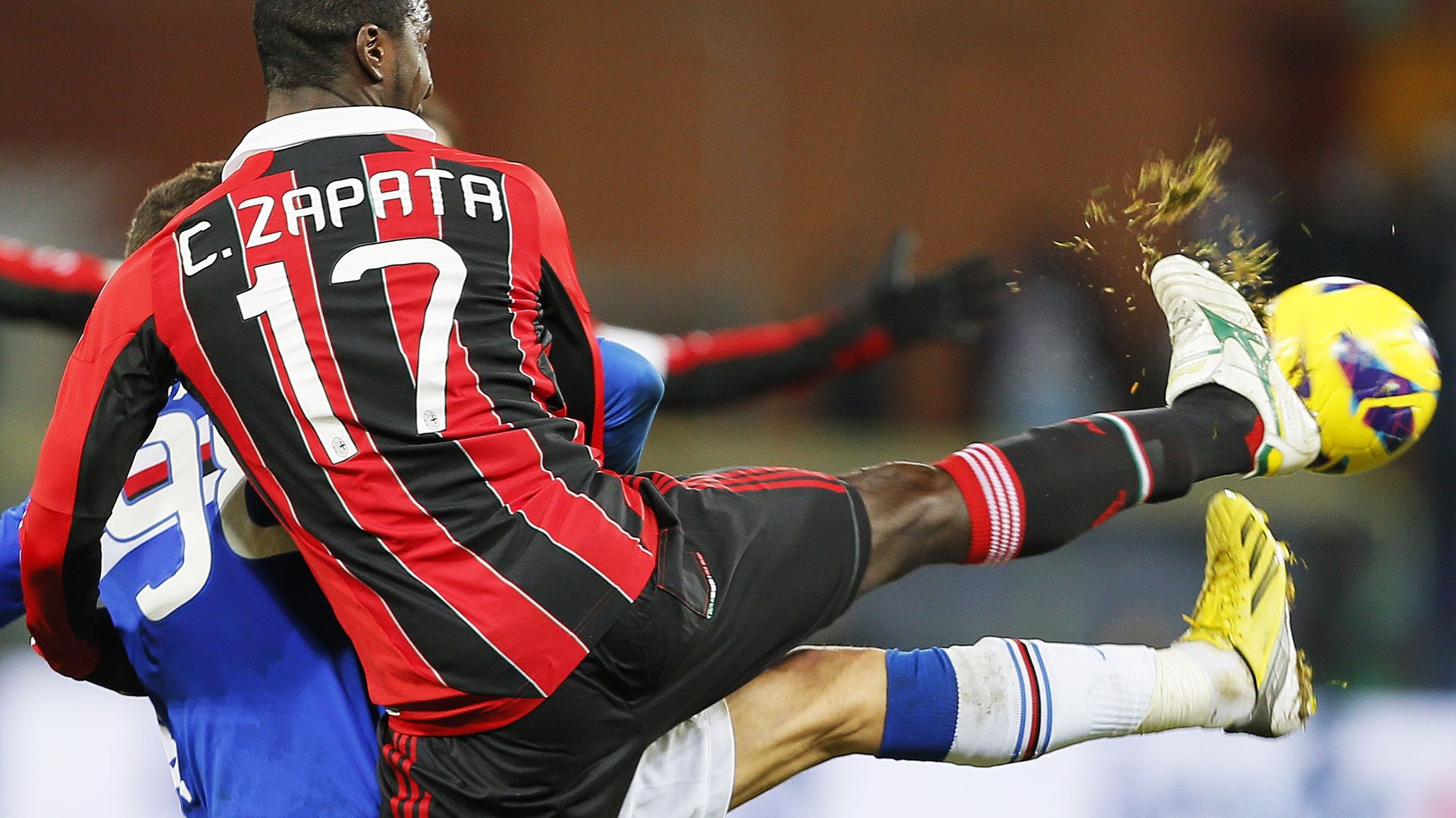 Zapata deux ans de plus à l'AC Milan - RTBF Actus