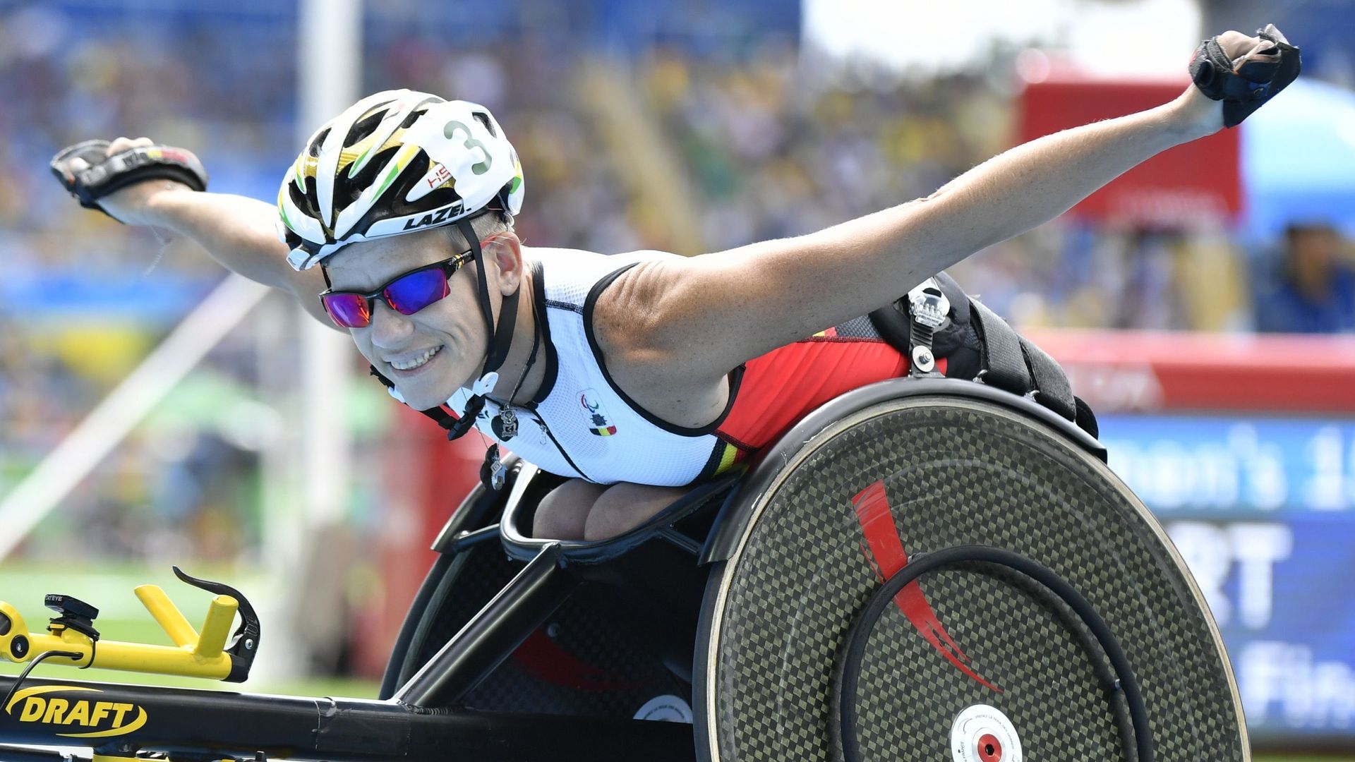 Marieke Vervoort réalise son dernier souhait sur le circuit de Zolder ...