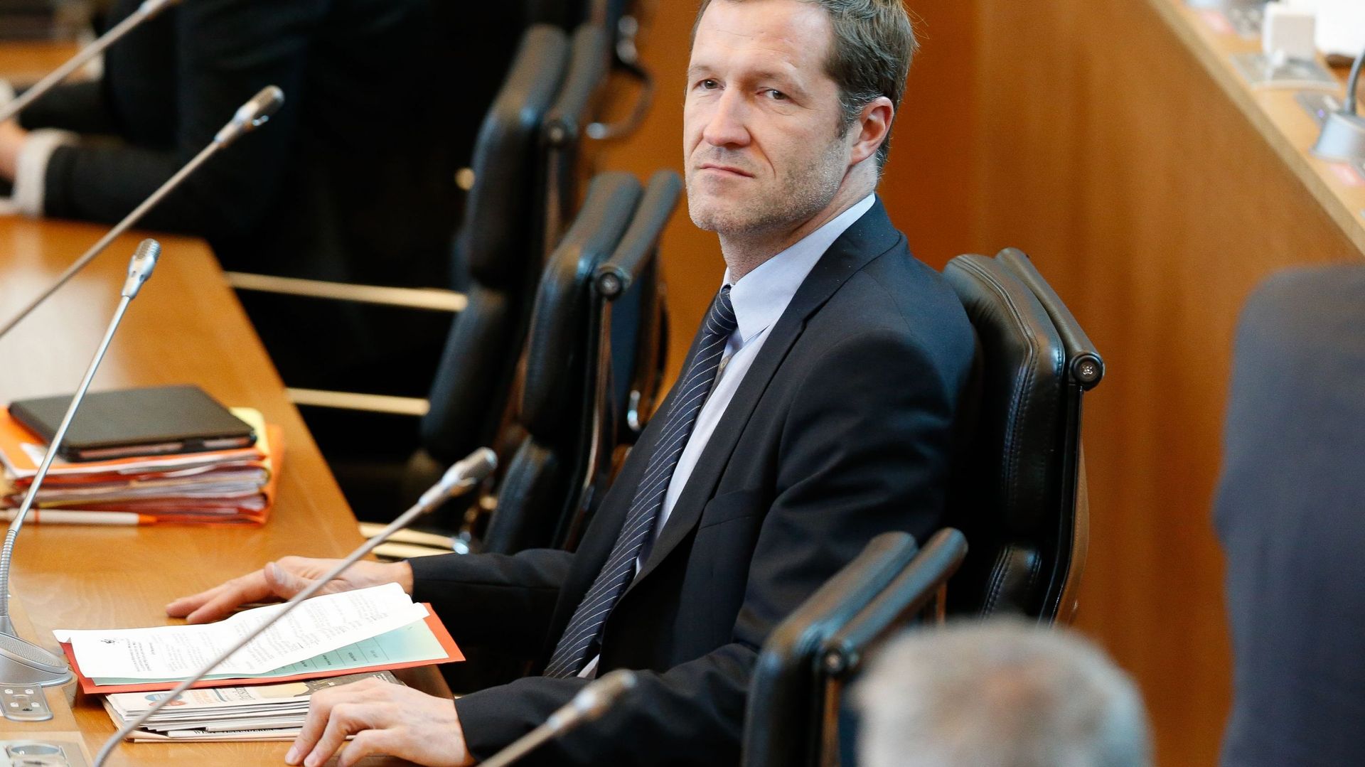 Paul Magnette confirme la volonté de rationaliser les agents à l ...