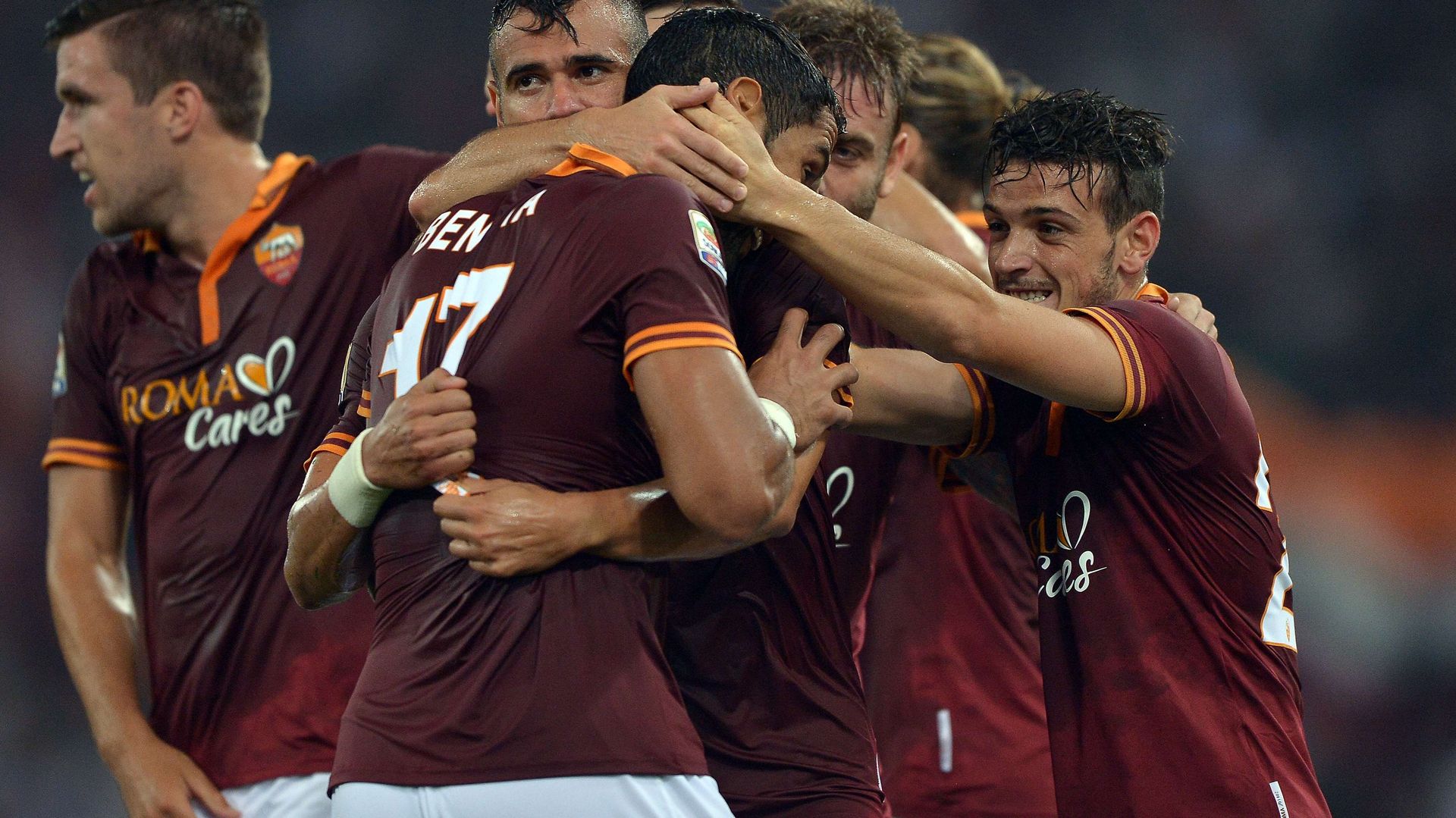 La Roma, en tête, signe un sixième succès d'affilée