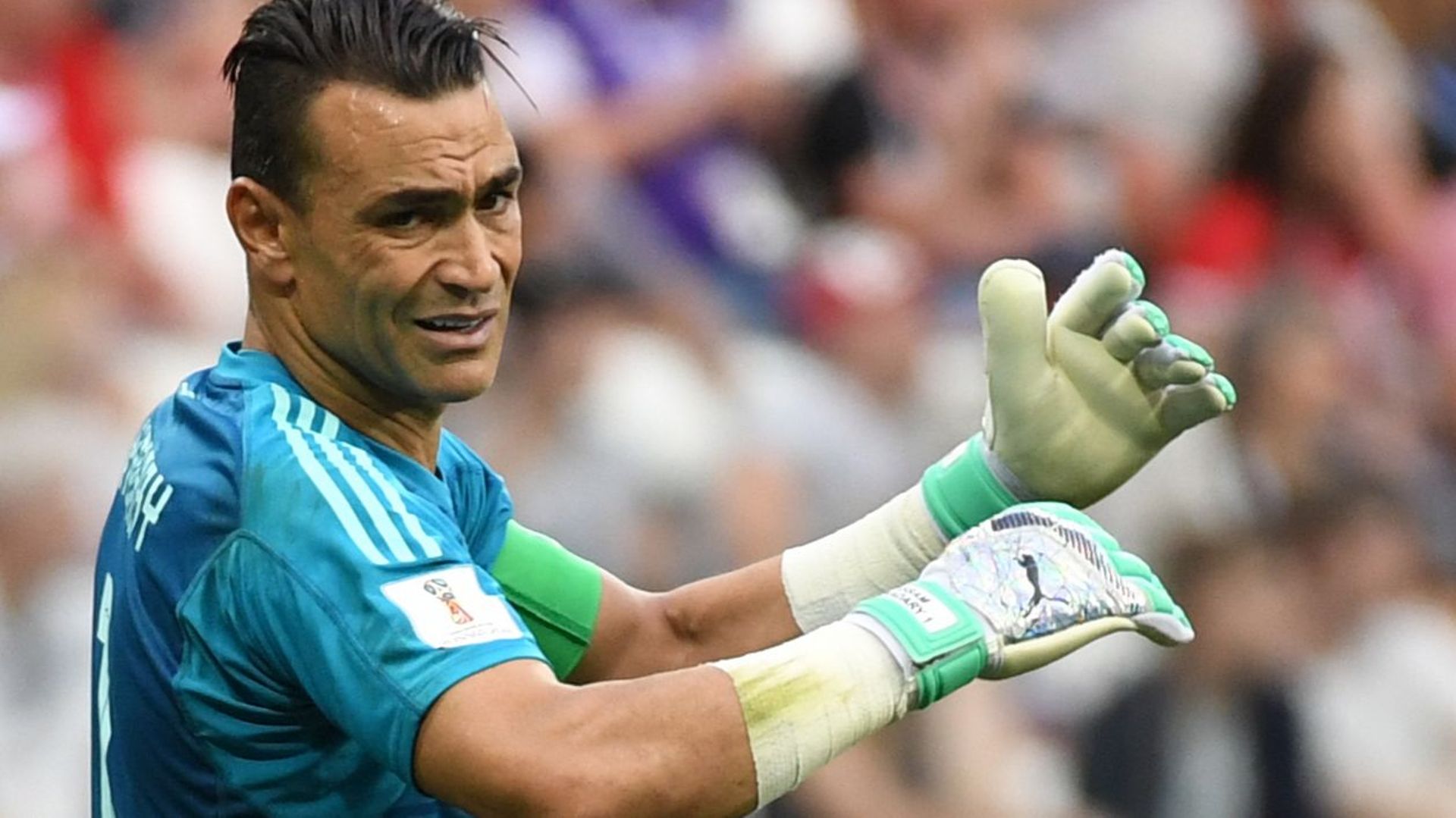 Le gardien égyptien El-Hadary annonce sa retraite internationale à ... 45 ans - RTBF Actus