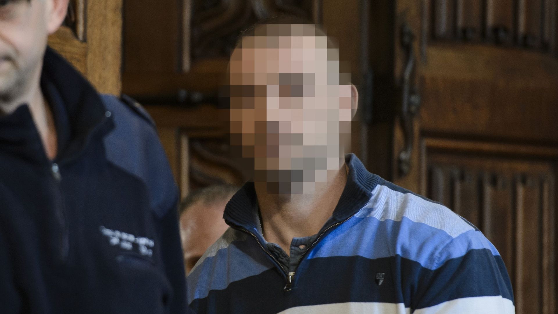 Procès Jarfi: trois fois la perpétuité et une peine de 30 ans - RTBF Actus